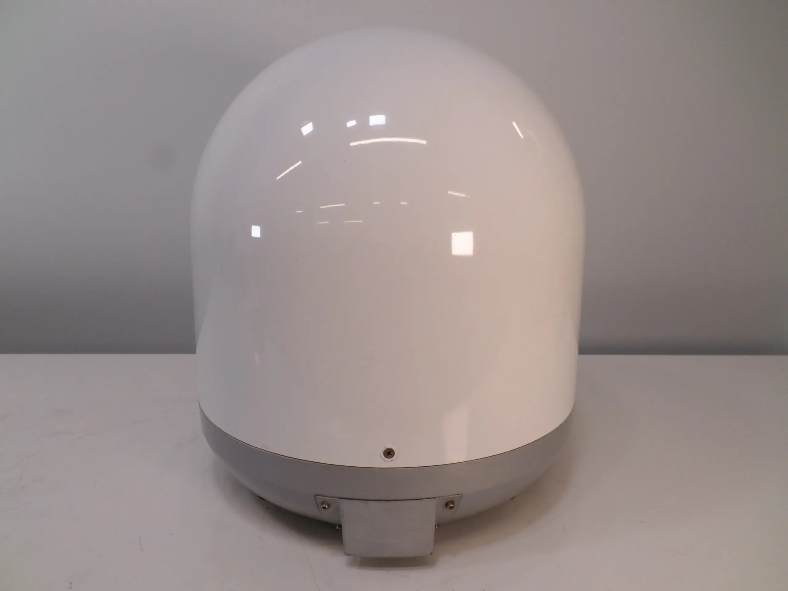 KVH TracVision TV3 37cm Marine Satellite TV Tracking System - Max ...