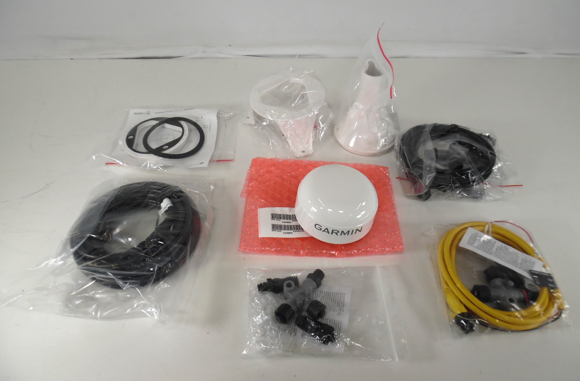 Garmin GPS 24XD Antenna W/Complete NMEA2000 Backbone Kit (New) +3 ...