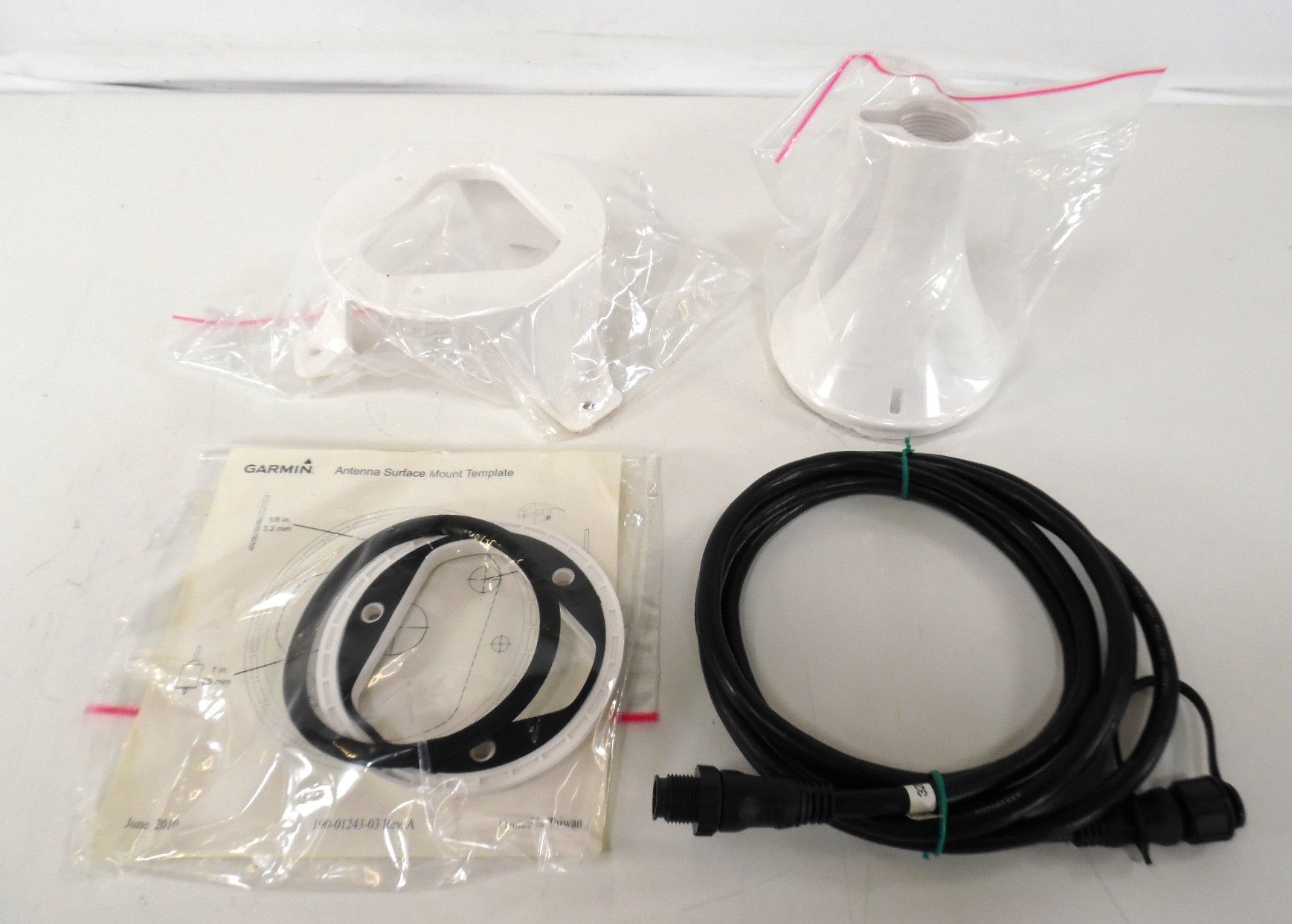 Garmin GPS-19X NEW NMEA2000 GPS Antenna -90 Day Warr- (TESTED Good ...