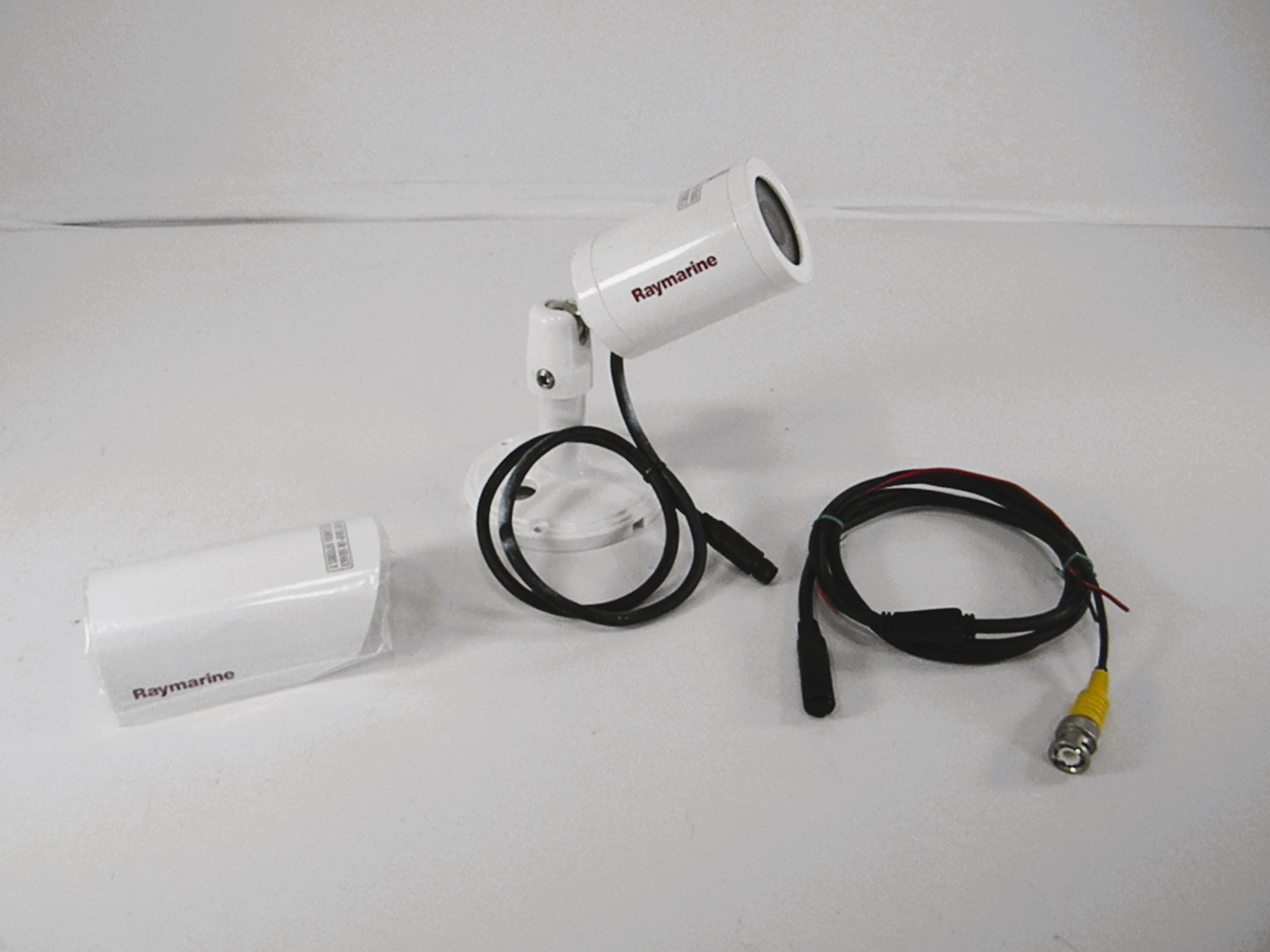 Raymarine CAM100 Reverse Image IR Camera w/Cable & Sun Shield E03021 ...