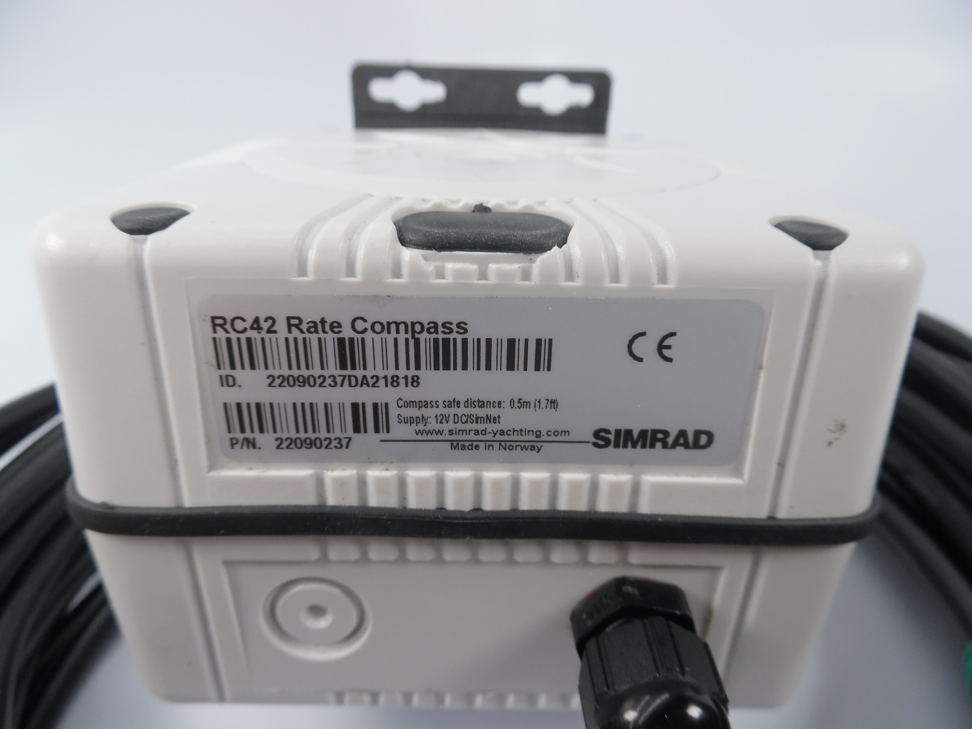 Simrad RC42/Rate Compass NMEA2000 Simnet Heading Sensor - Max Marine ...