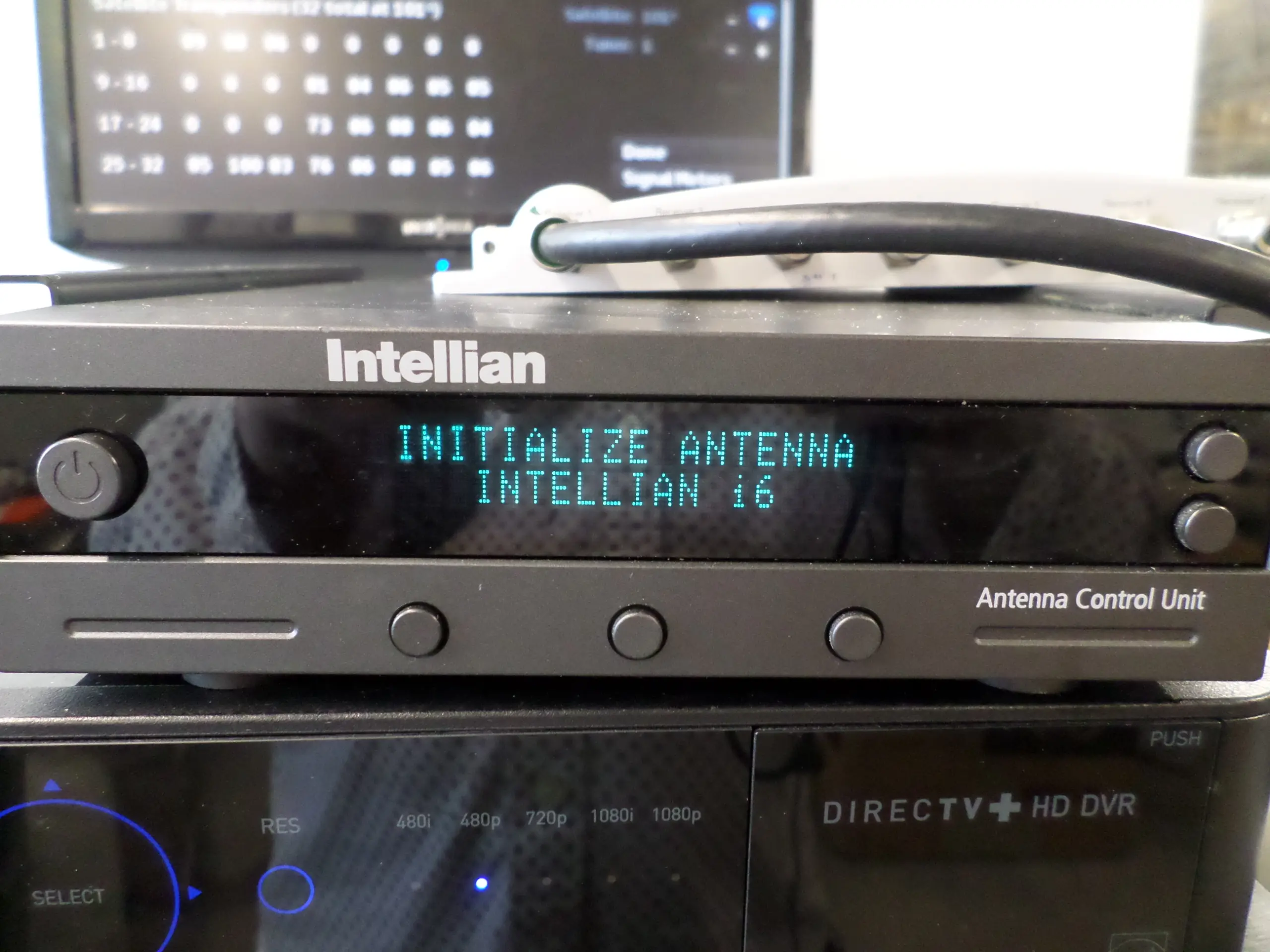 Intellian i6 24" Satellite TV Tracking Antenna with Auto Skew in Dome - Max Marine Electronics