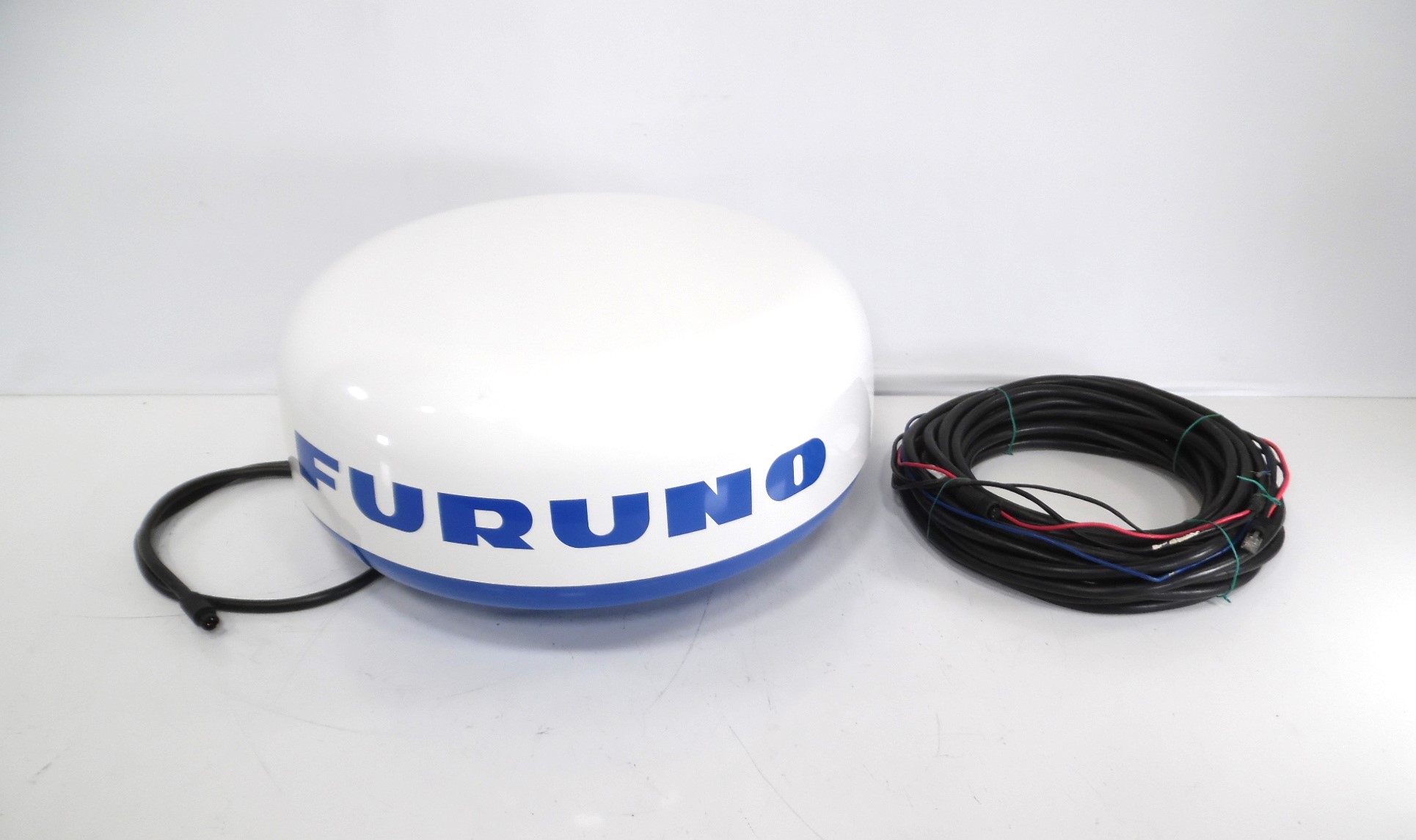 Furuno - DRS4DL+ 4kW 19" UHD Radome Radar Sensor for NavNet TZtouch ...