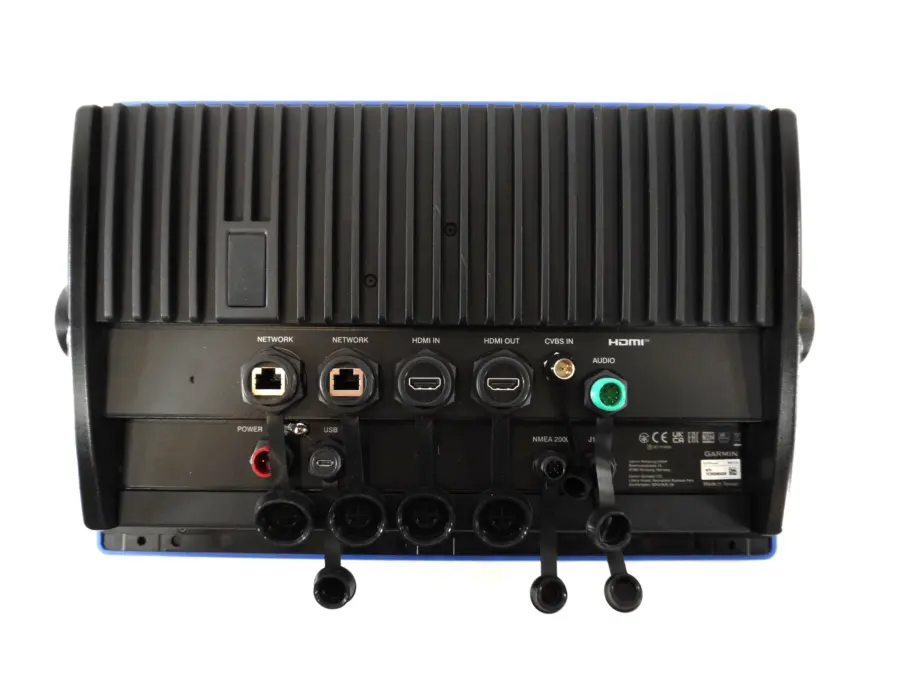 Garmin GPSmap 8616 16″ Touchscreen MFD (NEW) + Accessories - Max Marine ...