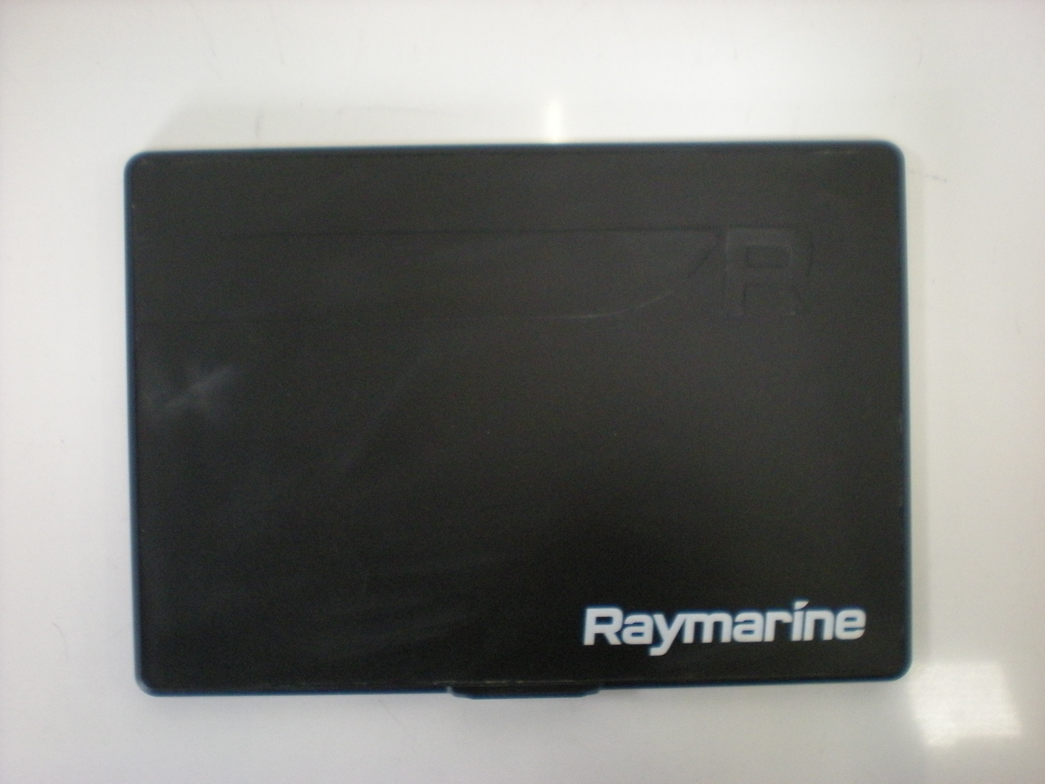 Raymarine - Axiom 12 - E70368 12" MFD Chartplotter - Tested - Great ...