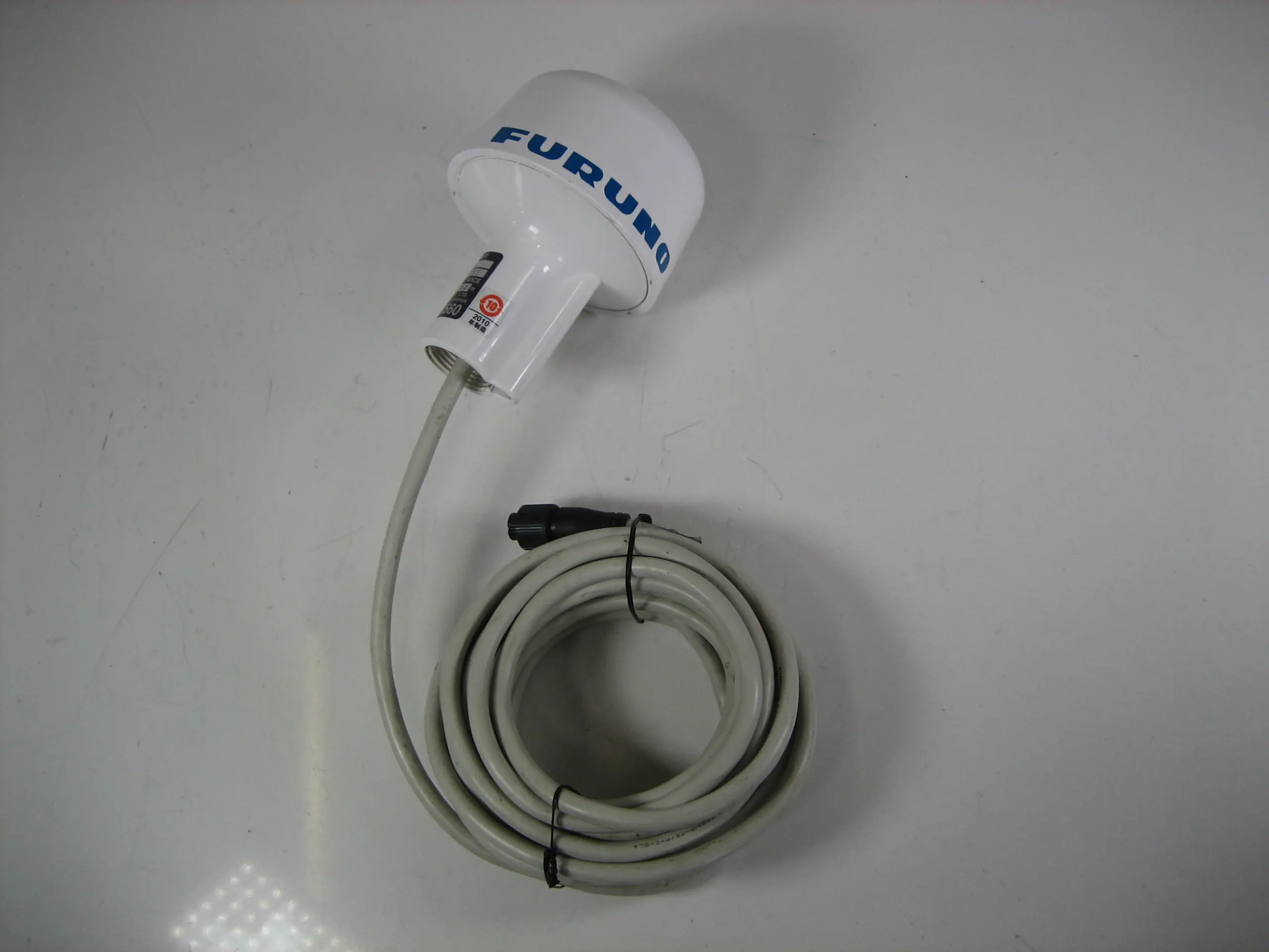 Furuno GP-320B GPS ANTENNA FOR Navnet VX1 VX2 3D - TESTED - Max Marine ...