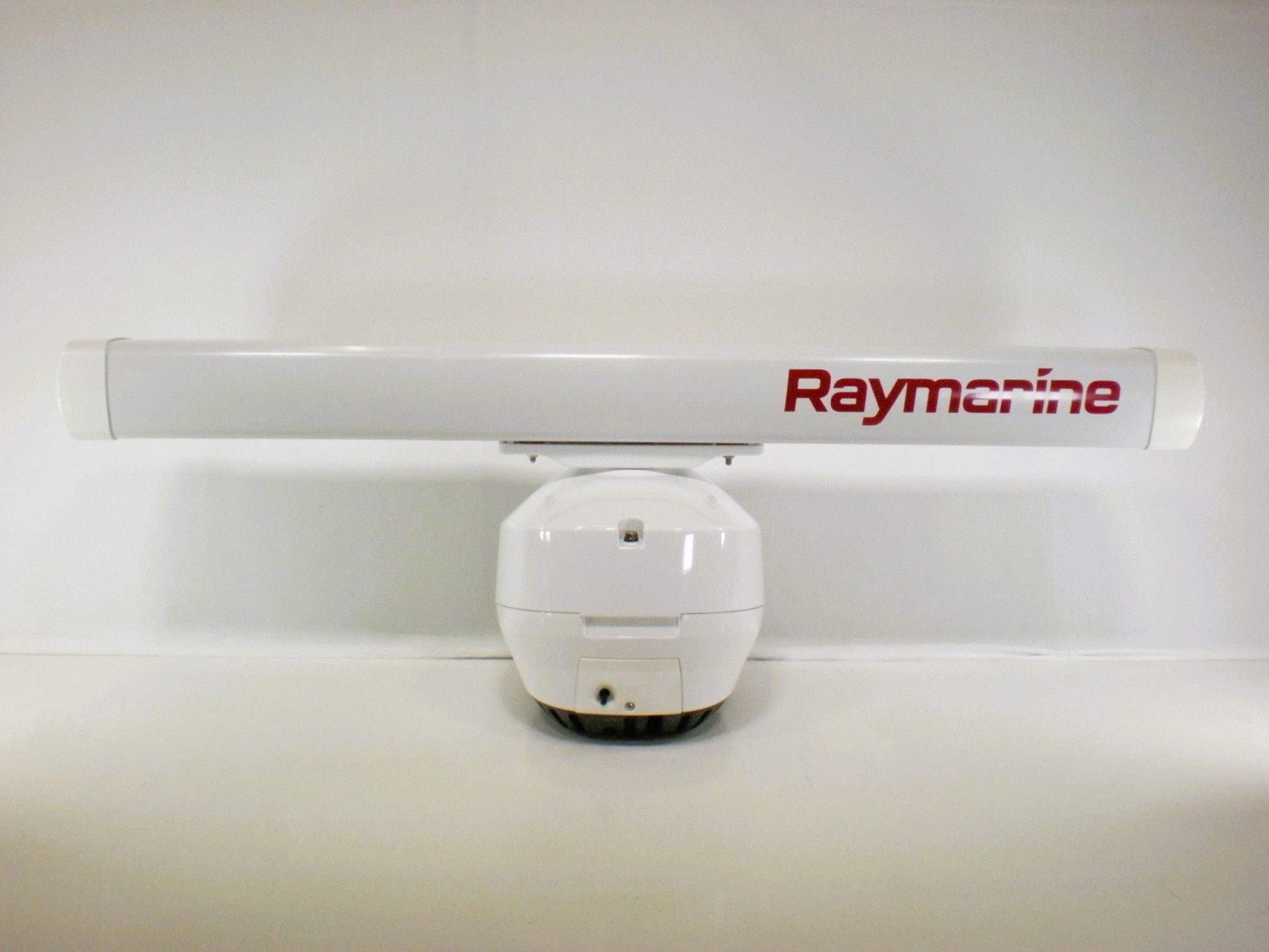 Raymarine 4KW Magnum Open Array Radar With VCM100 & New 15m Cable ...