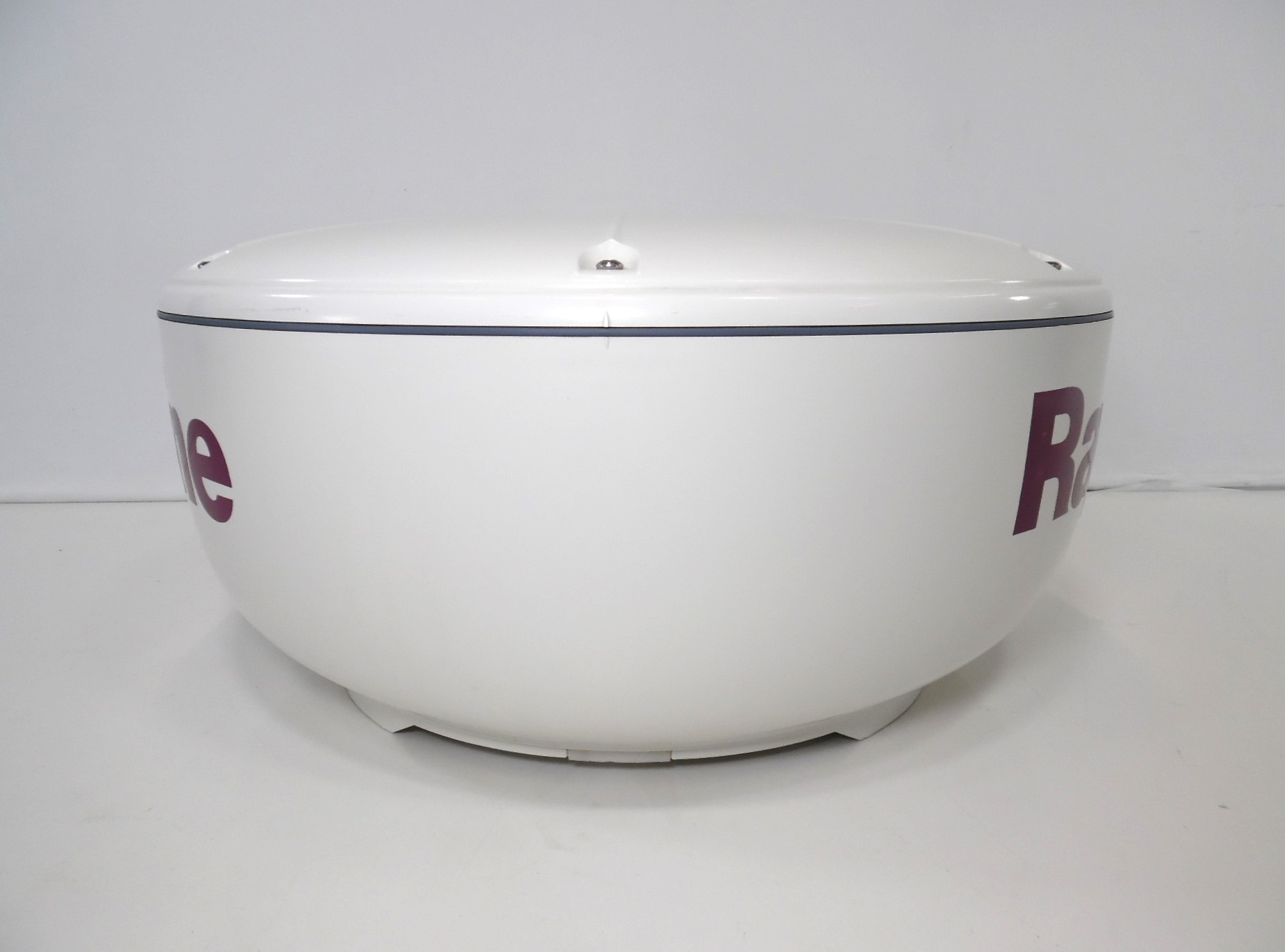 Raymarine RD418HD 4kW 18" Digital Color Radome ONLY - E92142 - TESTED ...