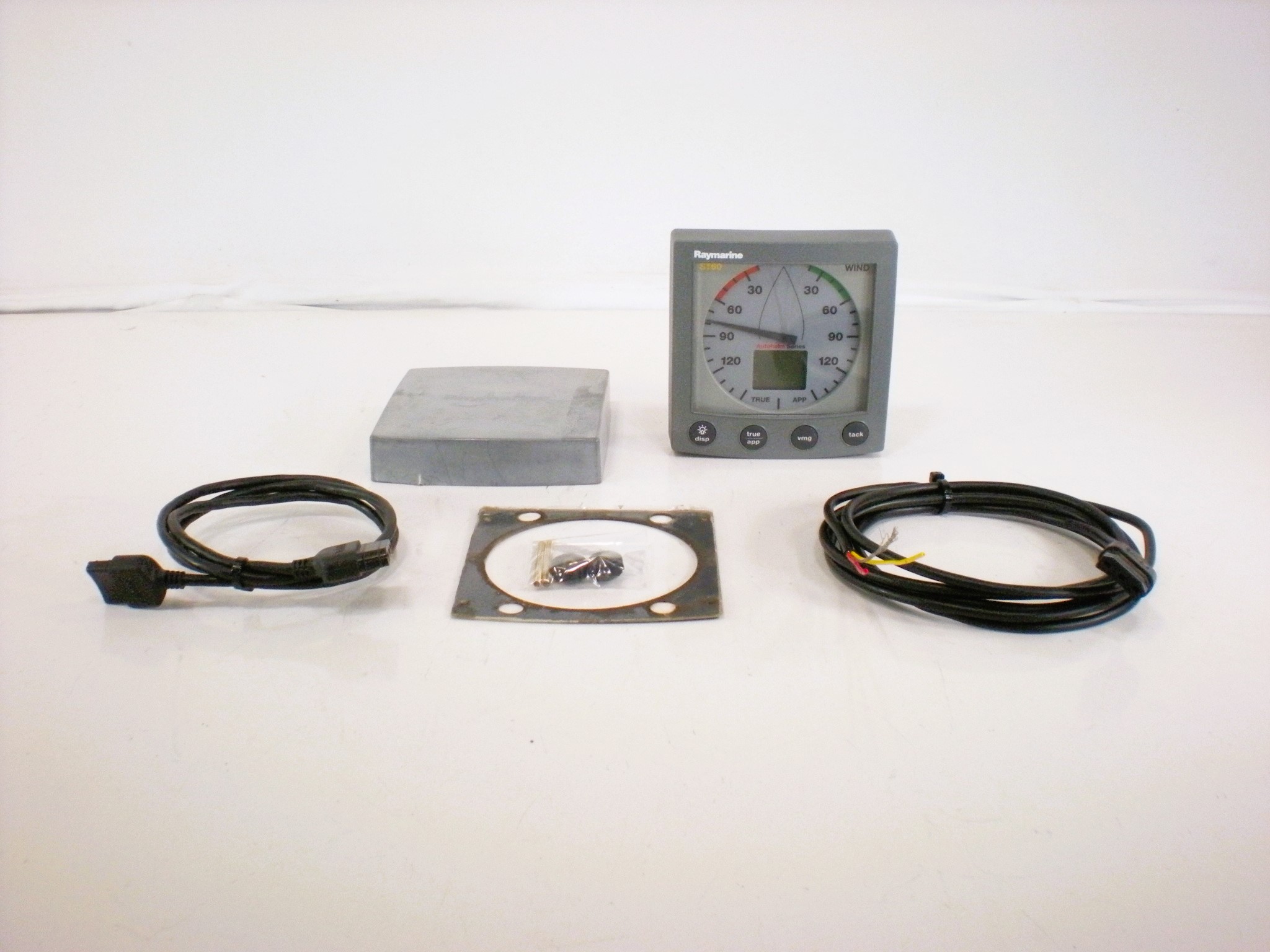 Raymarine ST60 Wind Instrument Display Head w/ Sun Cover & Cables ...