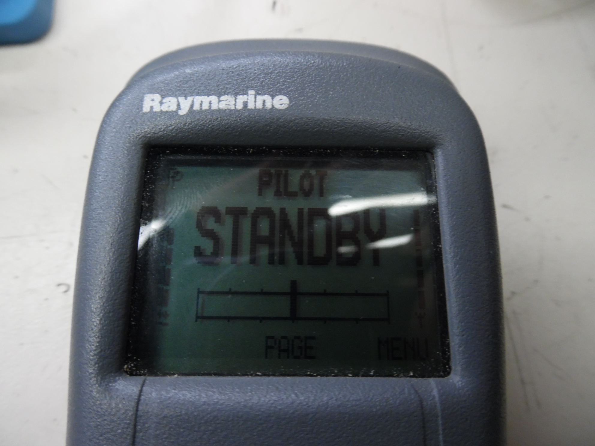 Raymarine SmartController Autopilot Wireless Remote E15023 W/RF Base ...