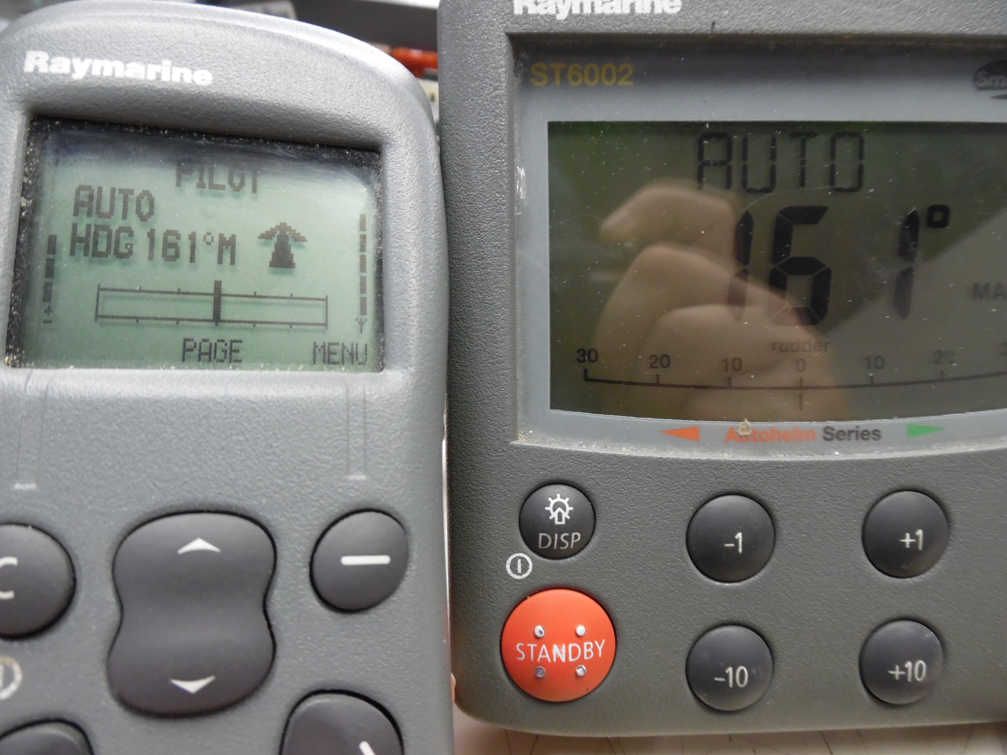 Raymarine SmartController Autopilot Wireless Remote E15023 W/RF Base ...