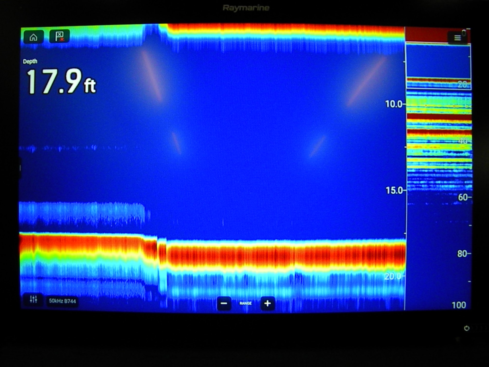 Raymarine Axiom XL 24 Glass Bridge 24" Touchscreen Multifunction ...