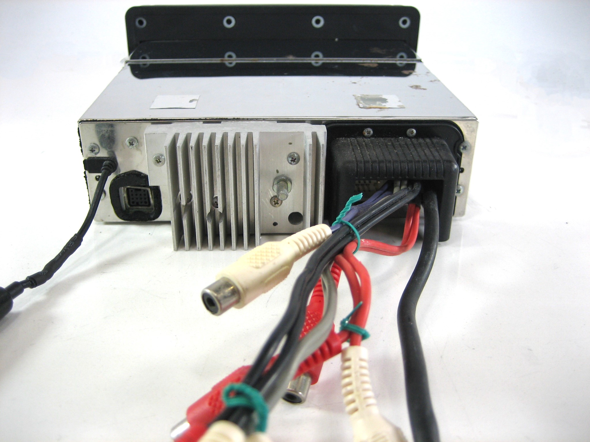 Clarion/CMD5/Marine/AM/FM/CD/MP3/WMA Receiver - Max Marine Electronics