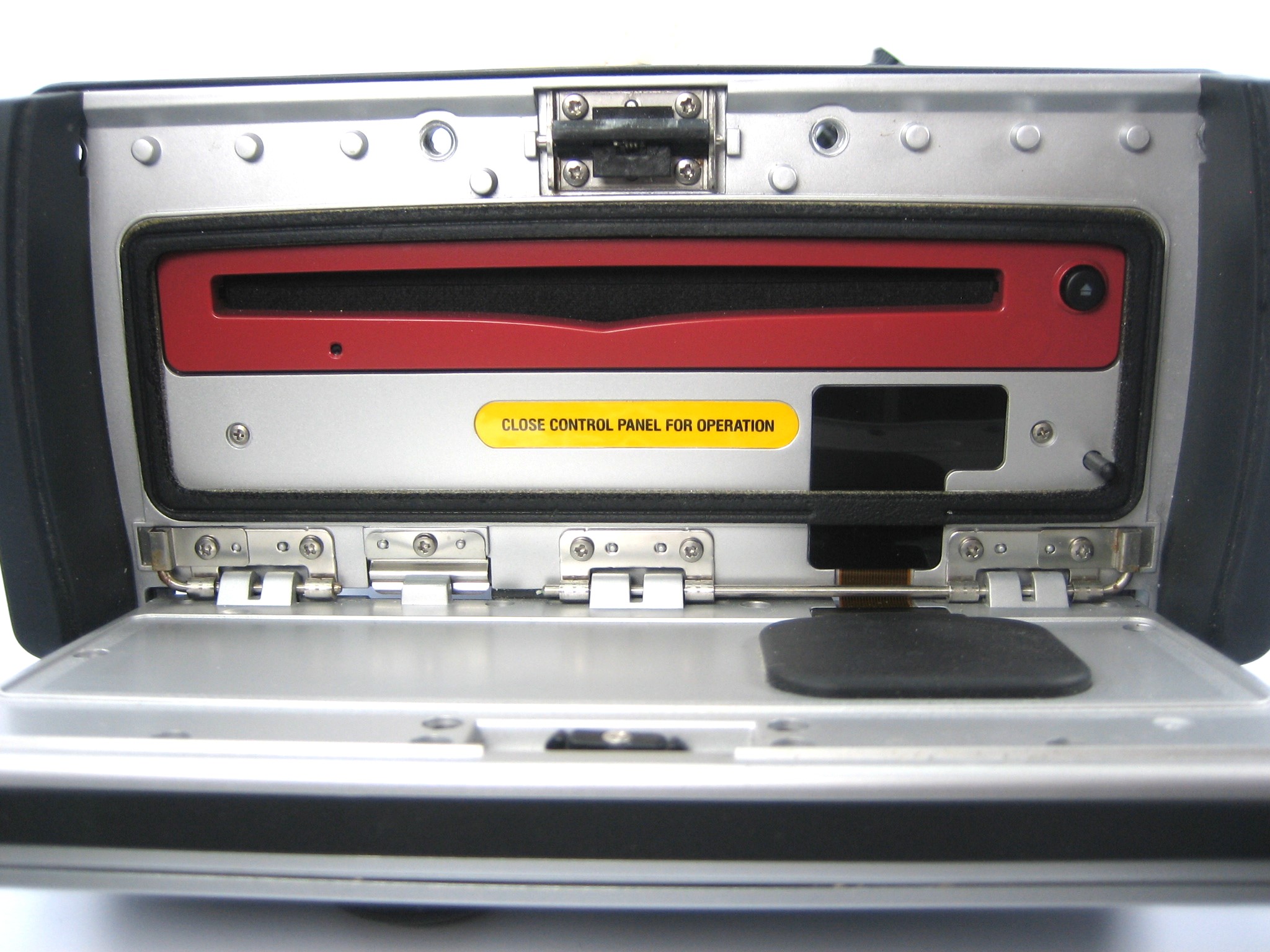 Clarion/CMD5/Marine/AM/FM/CD/MP3/WMA Receiver - Max Marine Electronics