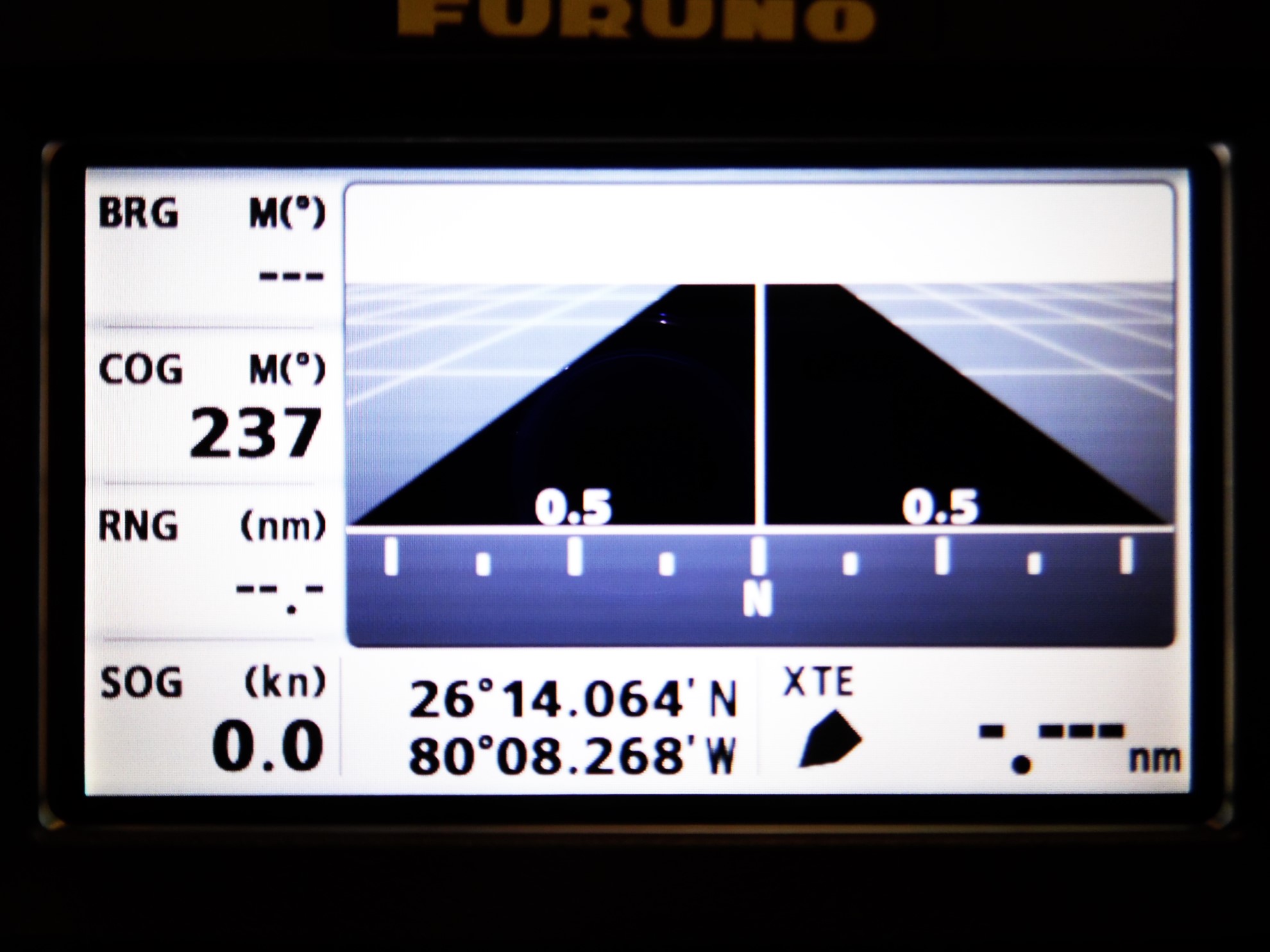 Furuno GP-33~GPS/WAAS Navigator~4.3″ Color LCD w/Accessories *Tested ...