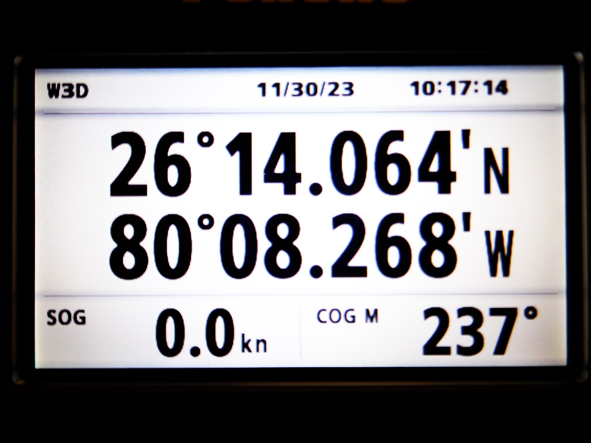Furuno GP-33~GPS/WAAS Navigator~4.3″ Color LCD w/Accessories *Tested ...