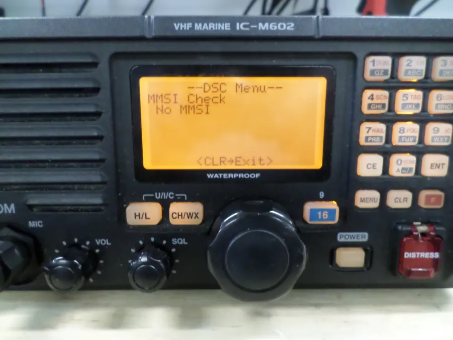 ICOM IC-M602 DSC Marine VHF Transceiver - Fully Tested - Max Marine ...