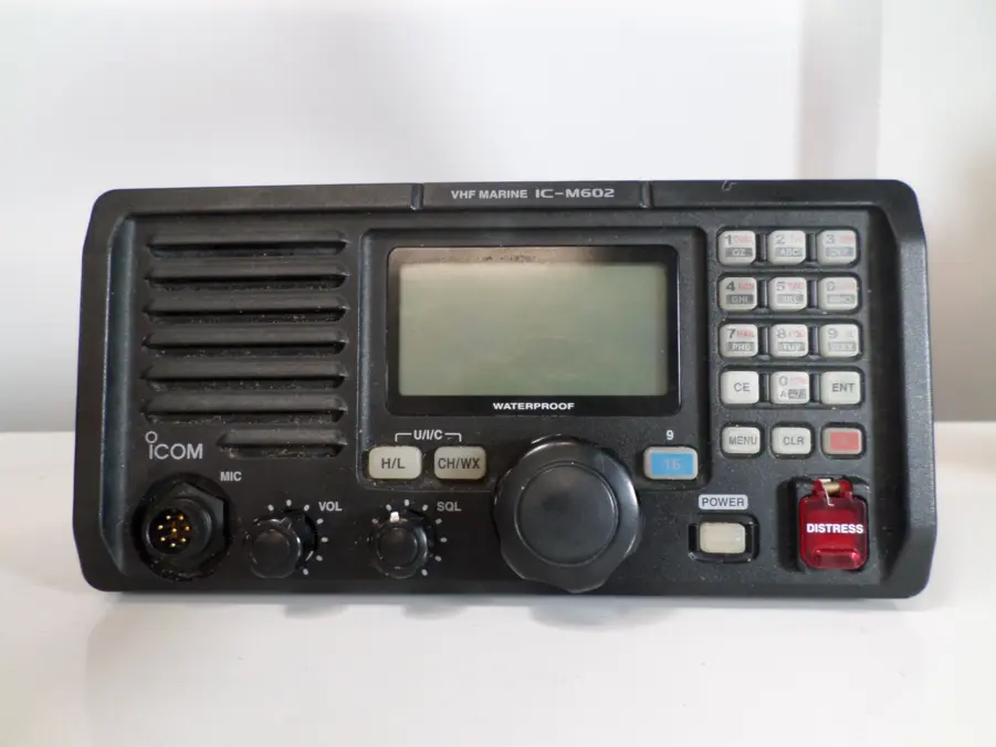 ICOM IC-M602 DSC Marine VHF Transceiver - Fully Tested - Max Marine ...
