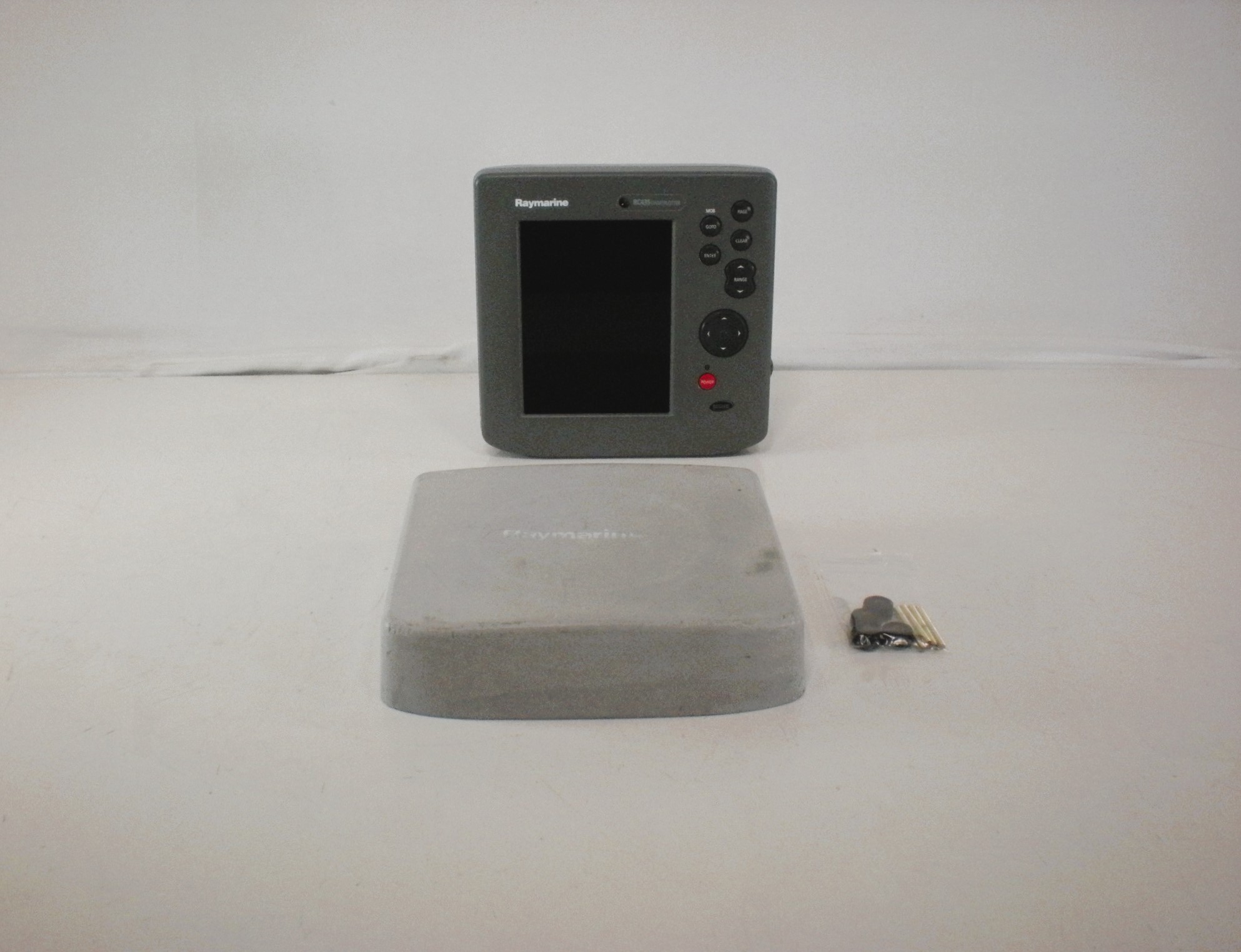 Raymarine RC435 - Chartplotter - E32040 - Tested - Great Condition - 90 ...