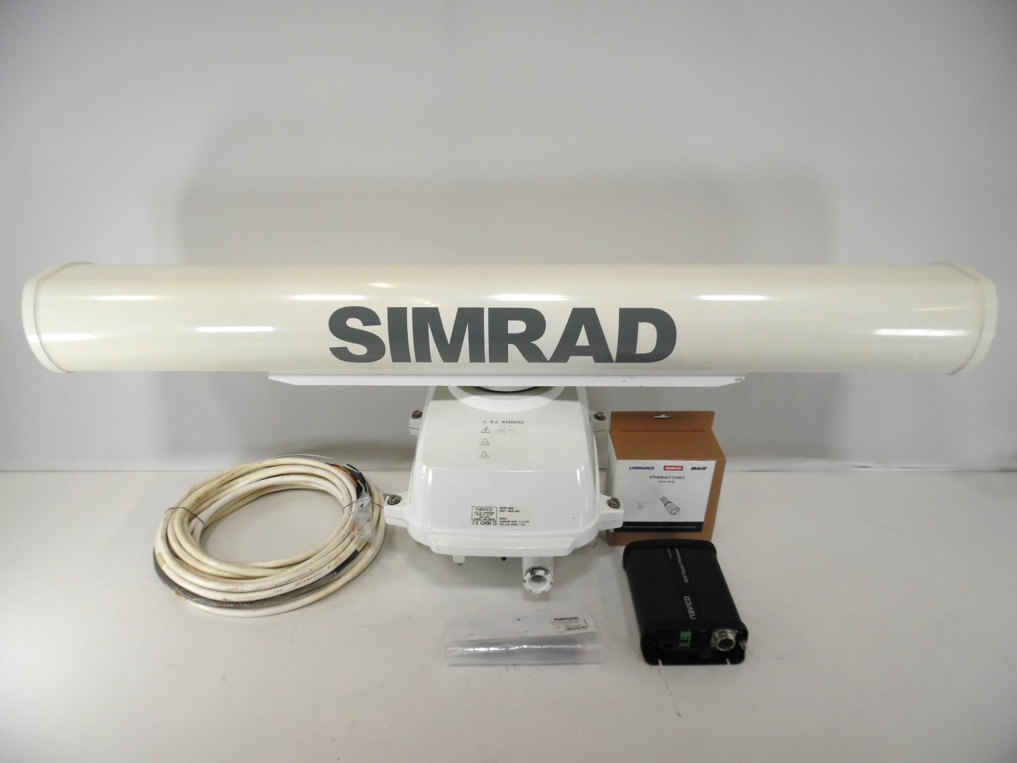 Simrad/Navico 6kw TX06S-1 4′ HD Digital Radar f/ NSS EVO3/EVO3s 1/ 2 ...