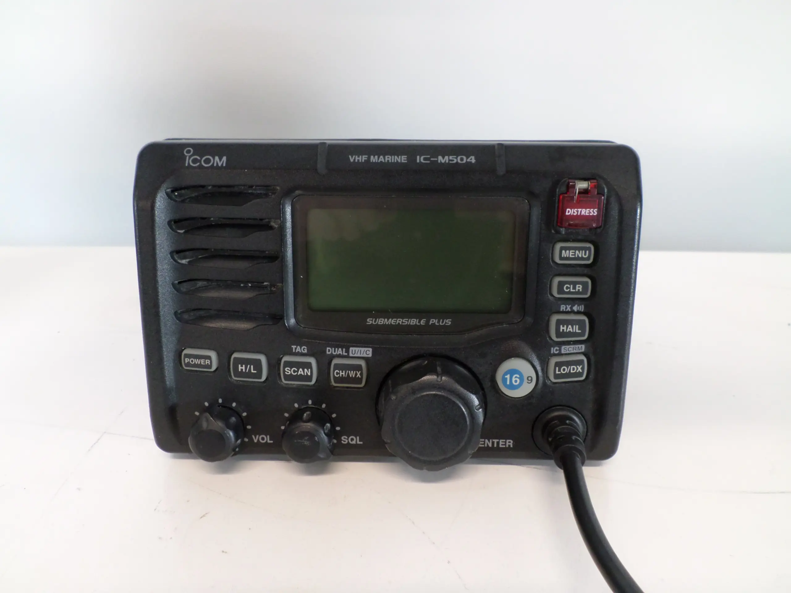ICOM IC-M504 Marine DSC VHF Radio with Attached HM-126* Mic - Good ...
