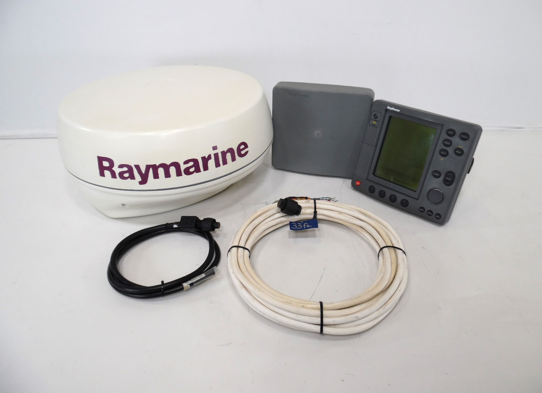 Raymarine 2kW 18" Radome - E52010 - w/ Raytheon SL70 - M92678 - 7" Mono ...