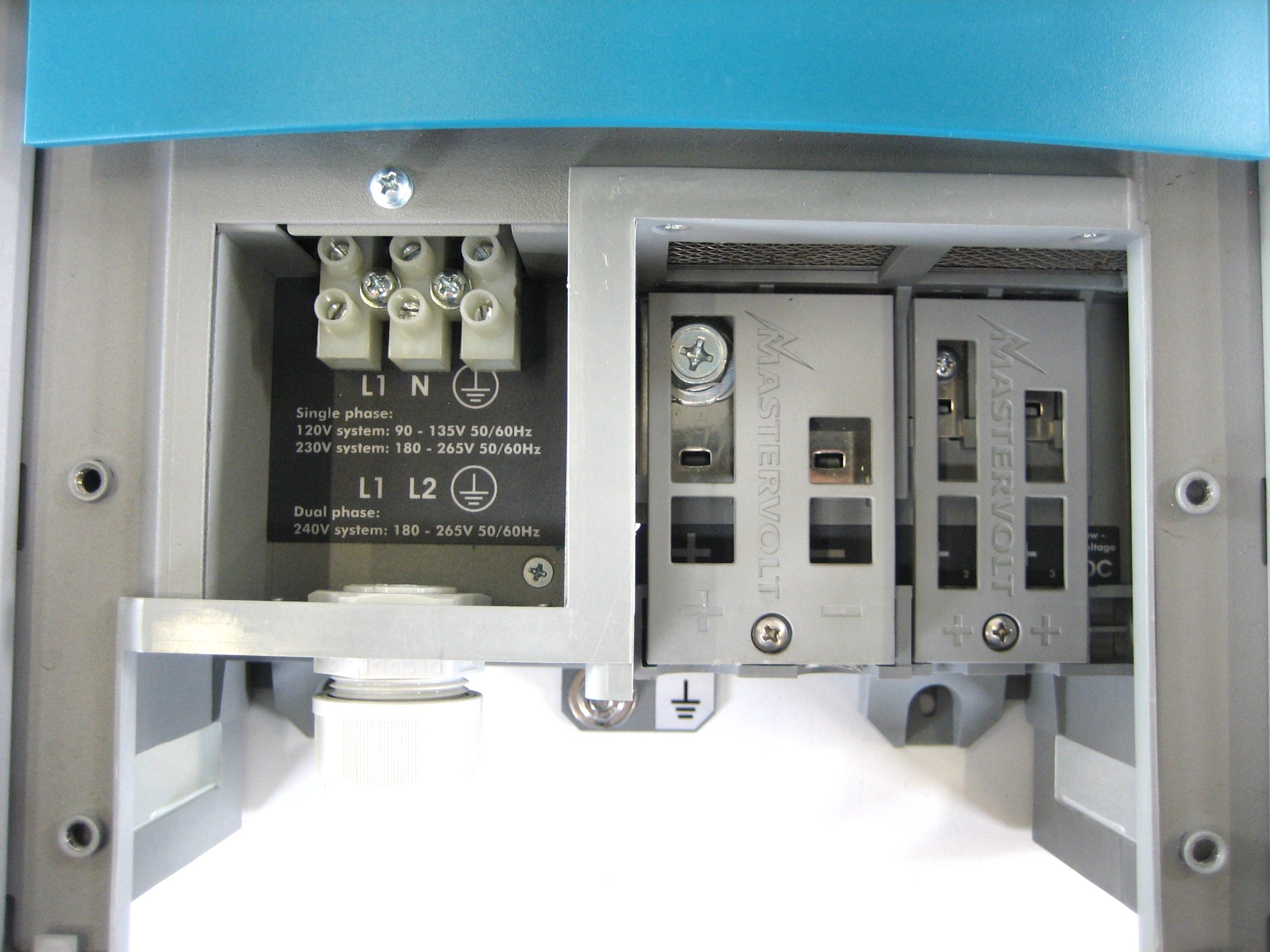 Chargemaster 24V/60/3 44020600 Automatic Battery Charger - Max Marine ...