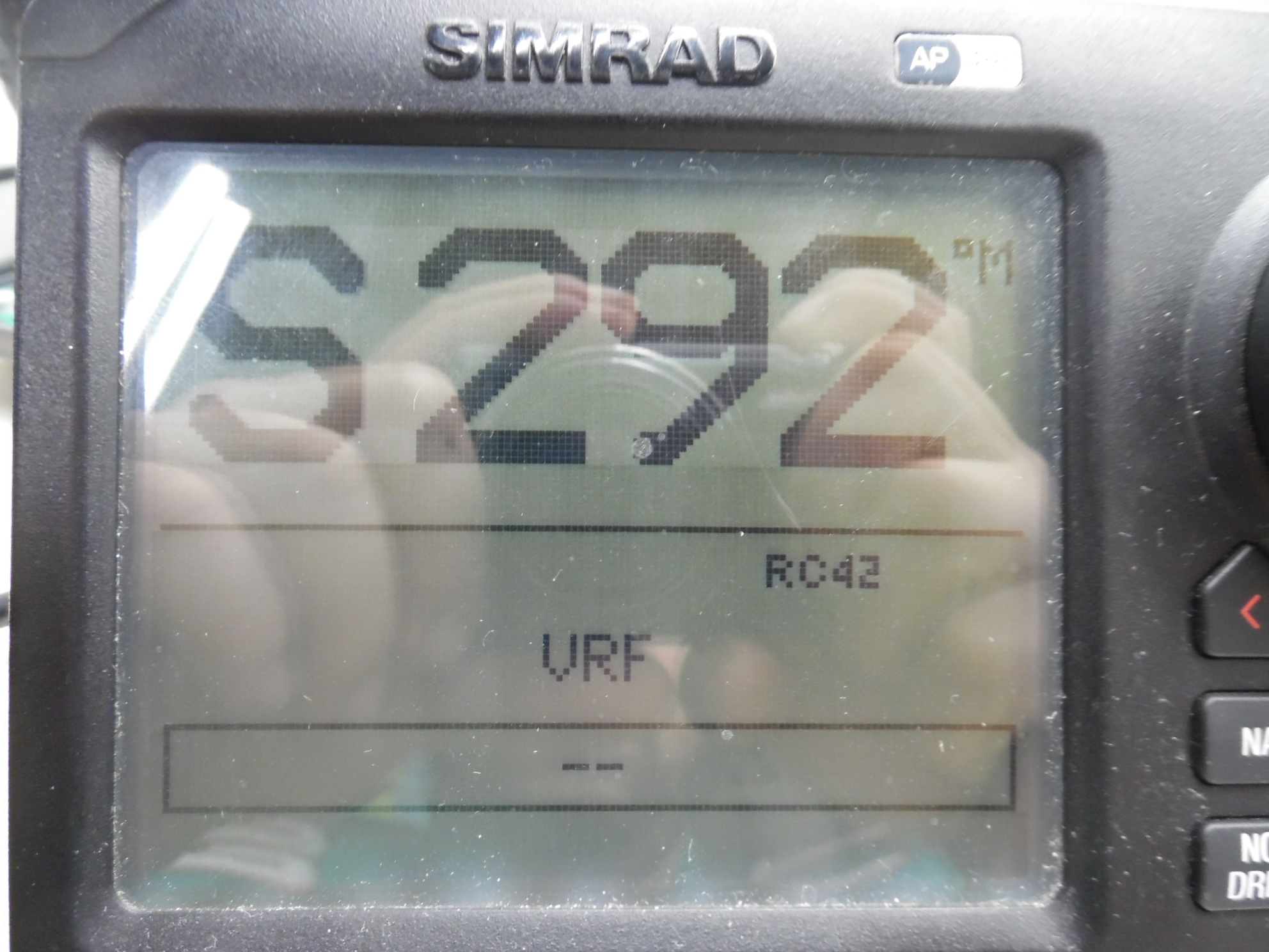 Simrad AP28 Autopilot Control Head 22096622 - Max Marine Electronics