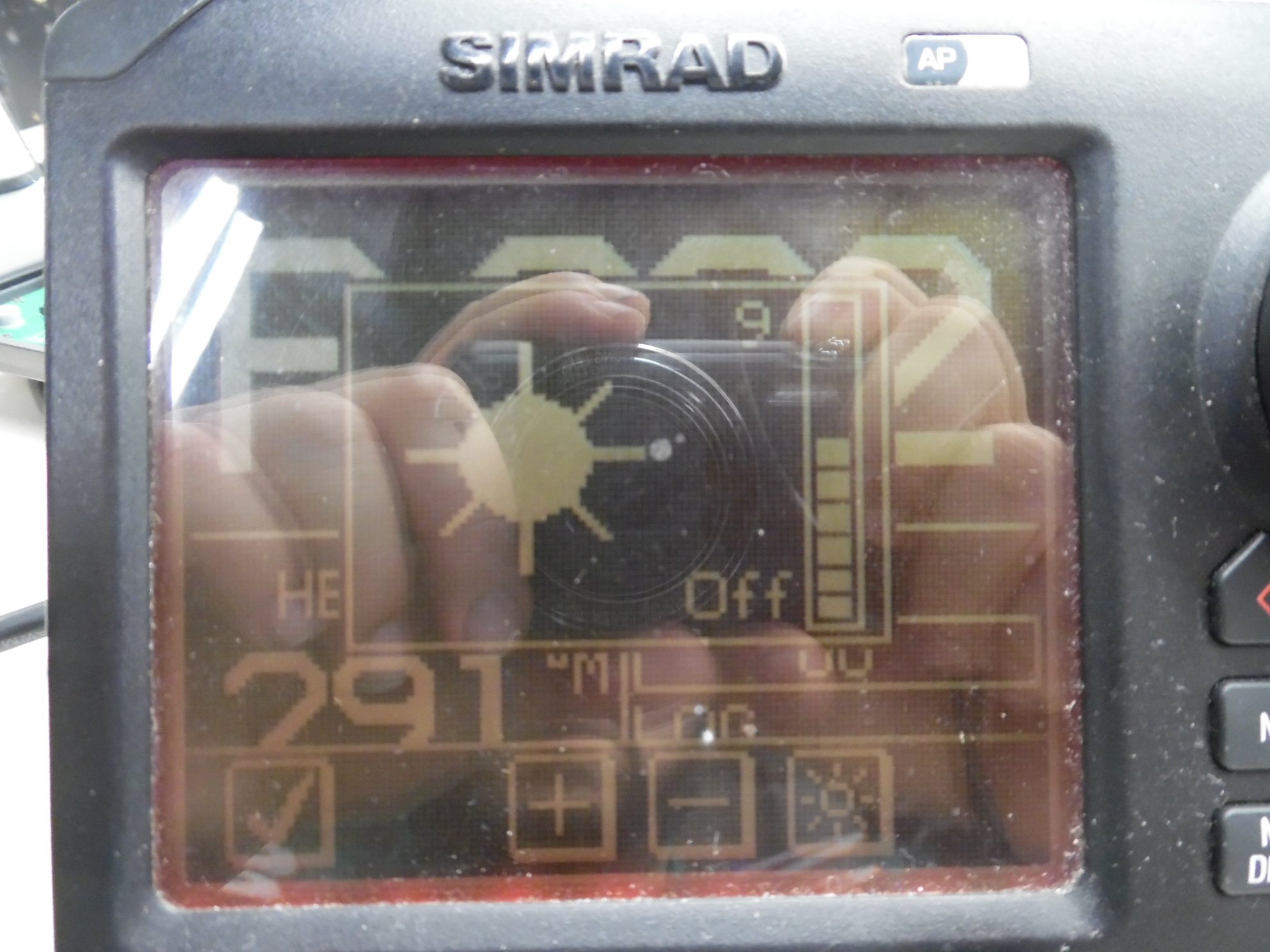 Simrad AP28 Autopilot Control Head 22096622 - Max Marine Electronics