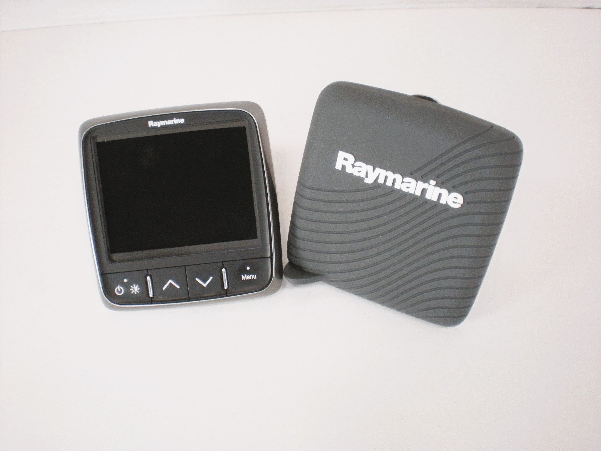 Raymarine i70 MultiFunction Instrument w/Sun Cover - E22172 -90 Day ...