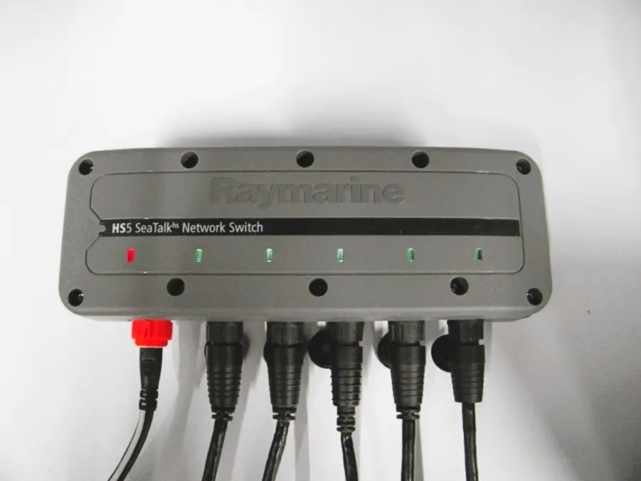 Raymarine HS5 RayNet/SeaTalkHS Network Switch-A80007- Fully Tested- 90 ...