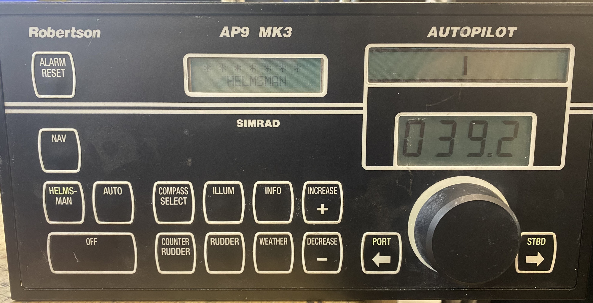 Simrad/Robertson AP9 MK3 Autopilot Control Head 20169207 - Max Marine ...