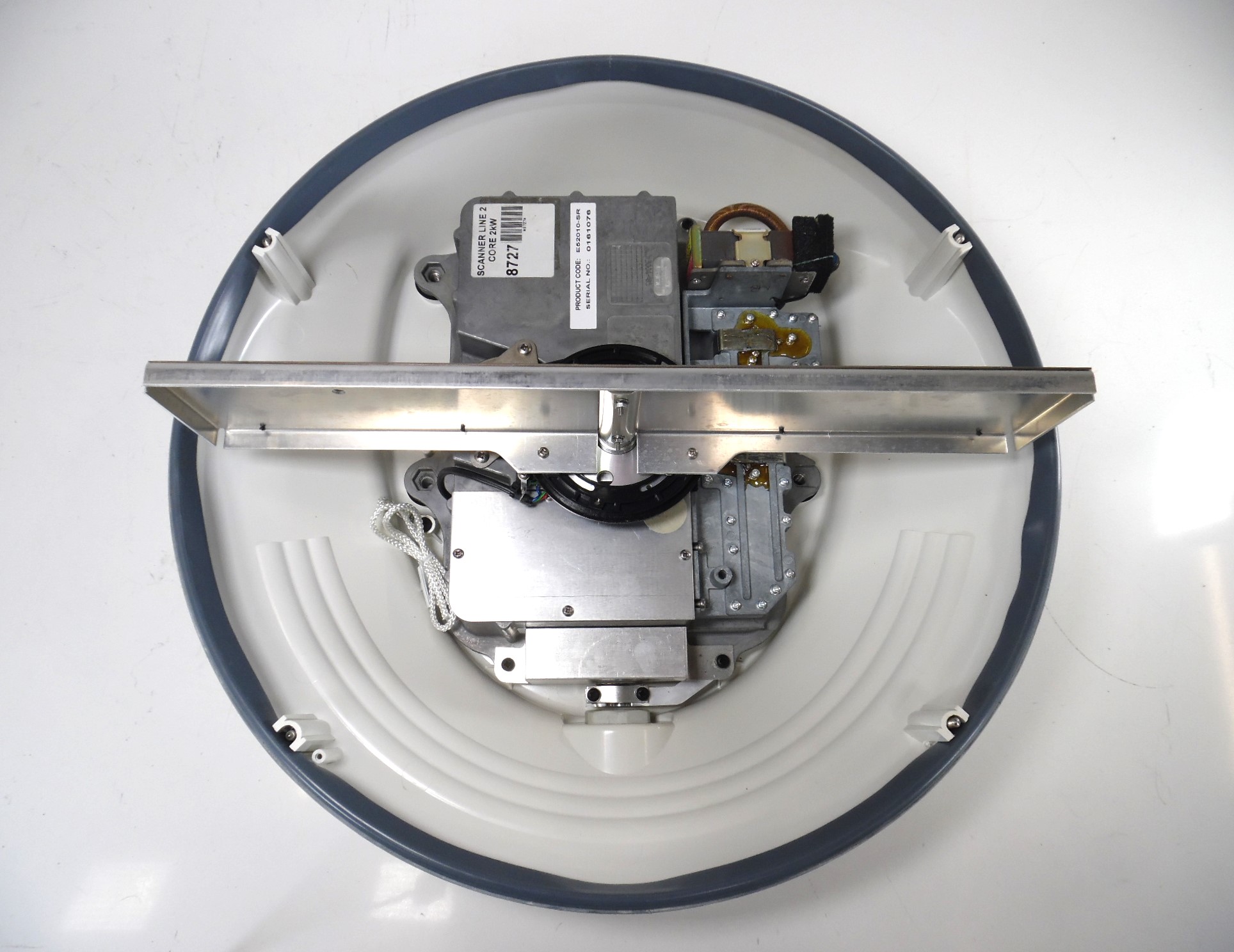 Raymarine 2kW 18" Radome ~ E52010-S ~ Analog Radar Scanner w/ 48' ft ...