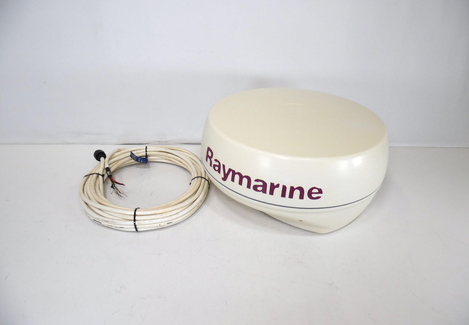 Raymarine 2kW 18" Radome ~ E52010-S ~ Analog Radar Scanner w/ 48' ft ...