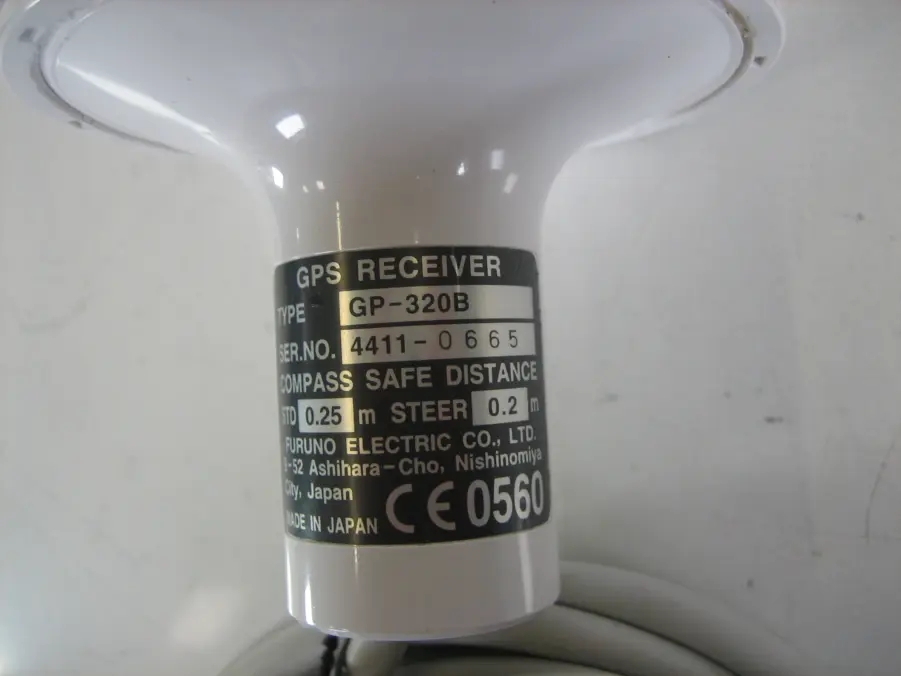 Furuno GP-320B GPS ANTENNA for Navnet VX1 VX2 3D - TESTED - Max Marine ...