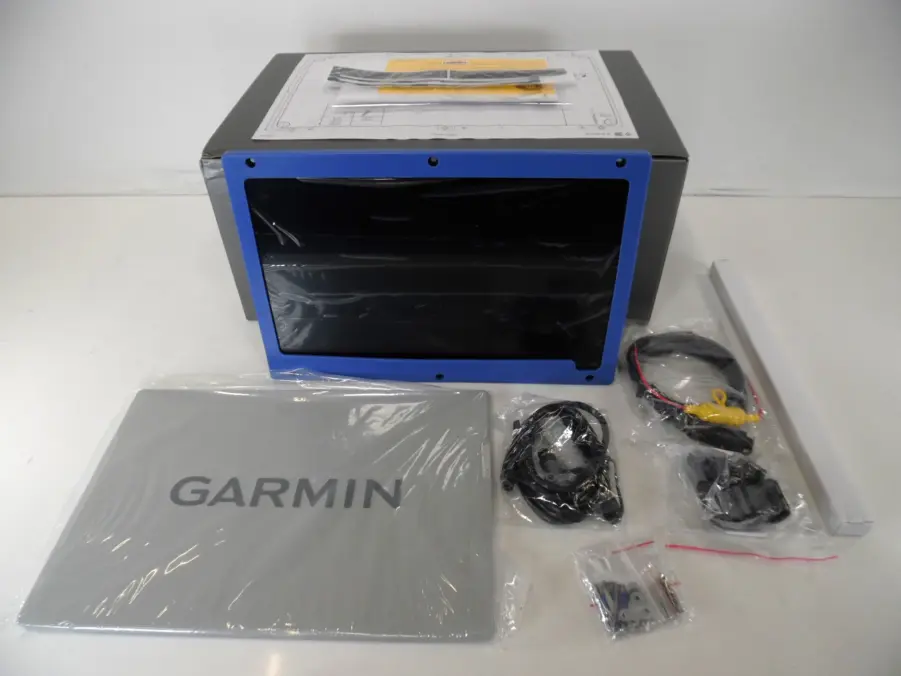 Garmin GPSmap 8616 16″ Touchscreen MFD (NEW) + Accessories - Max Marine ...