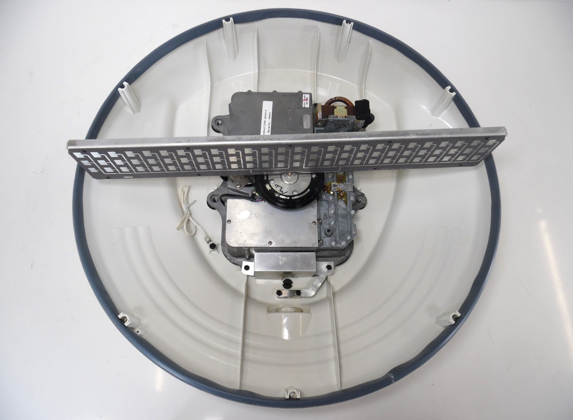 Raymarine - M92652-S - 4kW 24" Analog Radar Scanner Radome - DOME ONLY ...