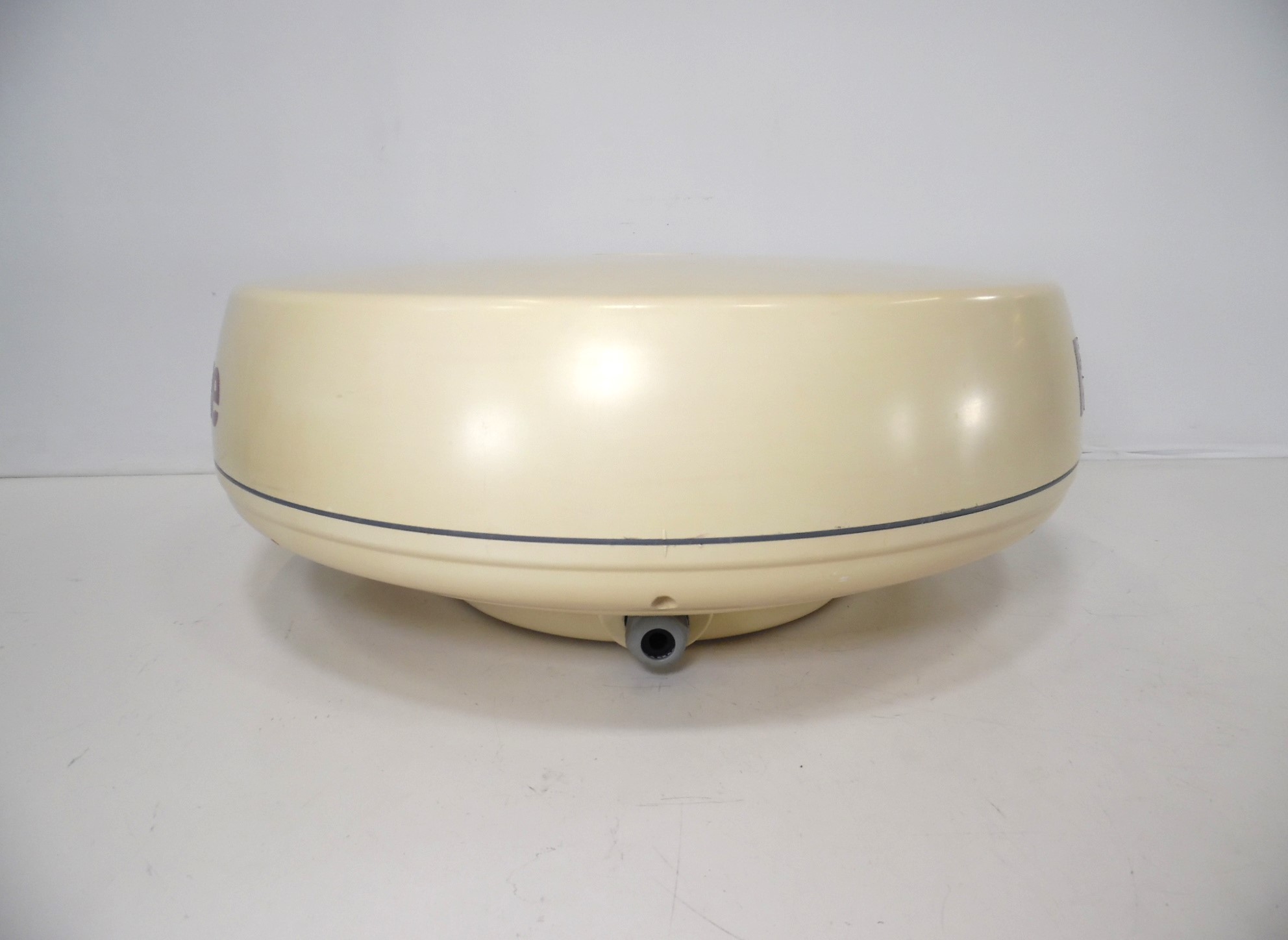 Raymarine - M92652-S - 4kW 24" Analog Radar Scanner Radome - DOME ONLY ...