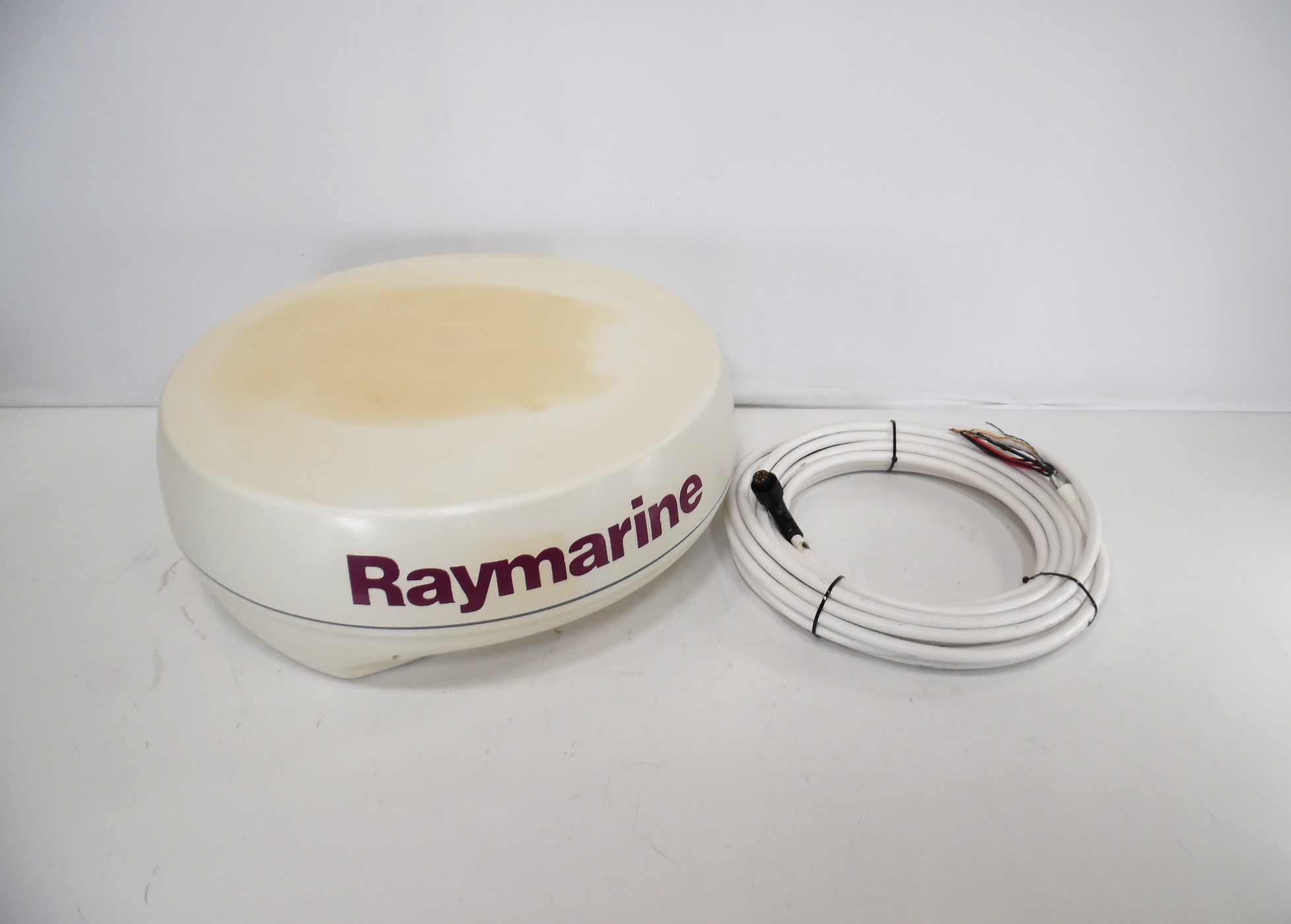 Raymarine - M92652-S - 4kW 24" Analog Radar Scanner Dome w/ 15m Cable ...