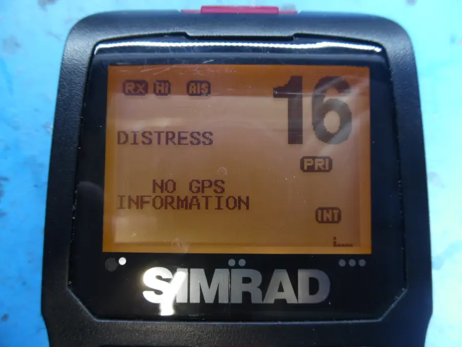 Simrad HS 90 Handset for RS90 and B&G V90 VHF - New Cable! - Max Marine ...