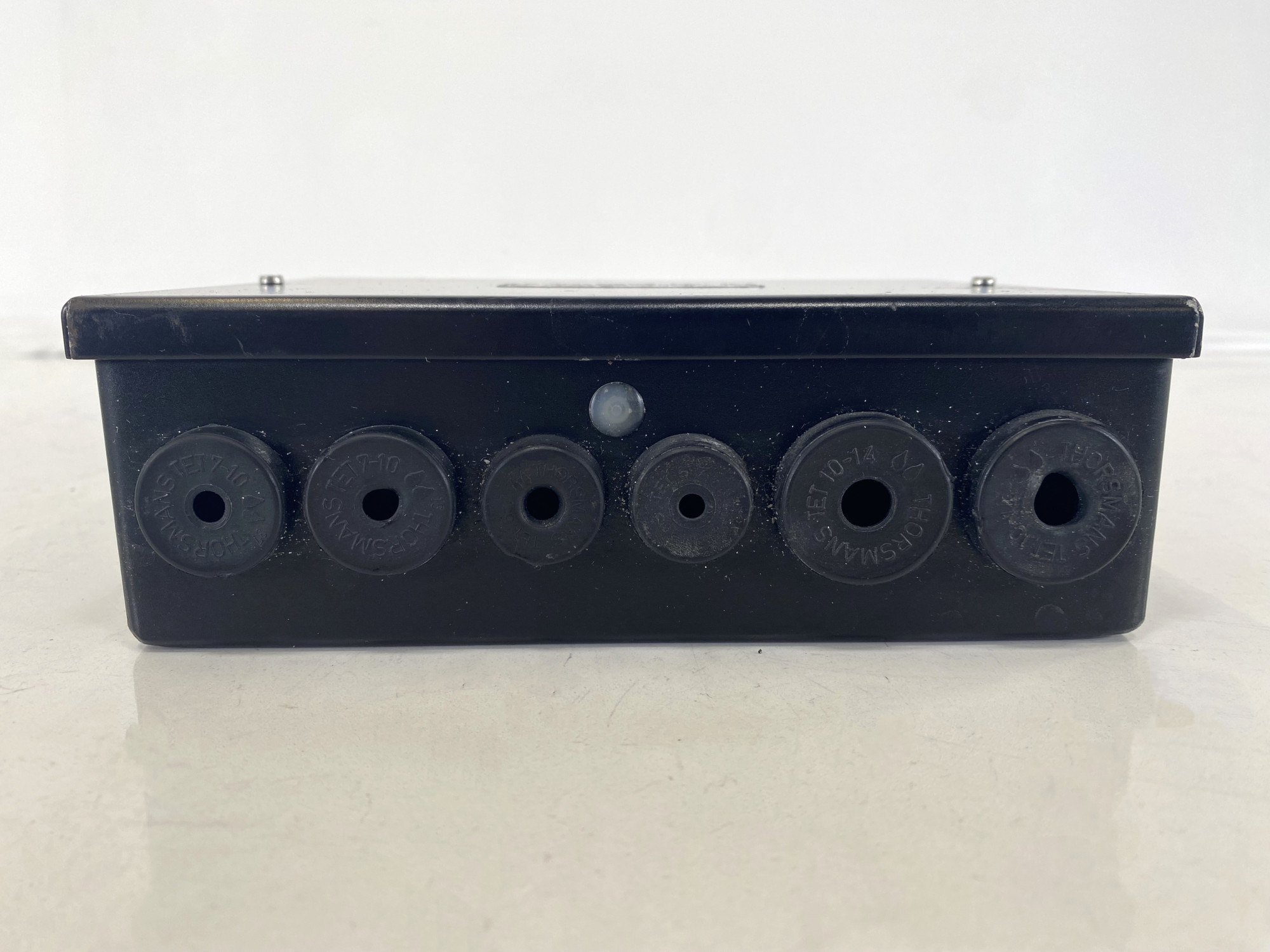 Simrad-Robetson J101A-Autopilot Junction Unit - Max Marine Electronics