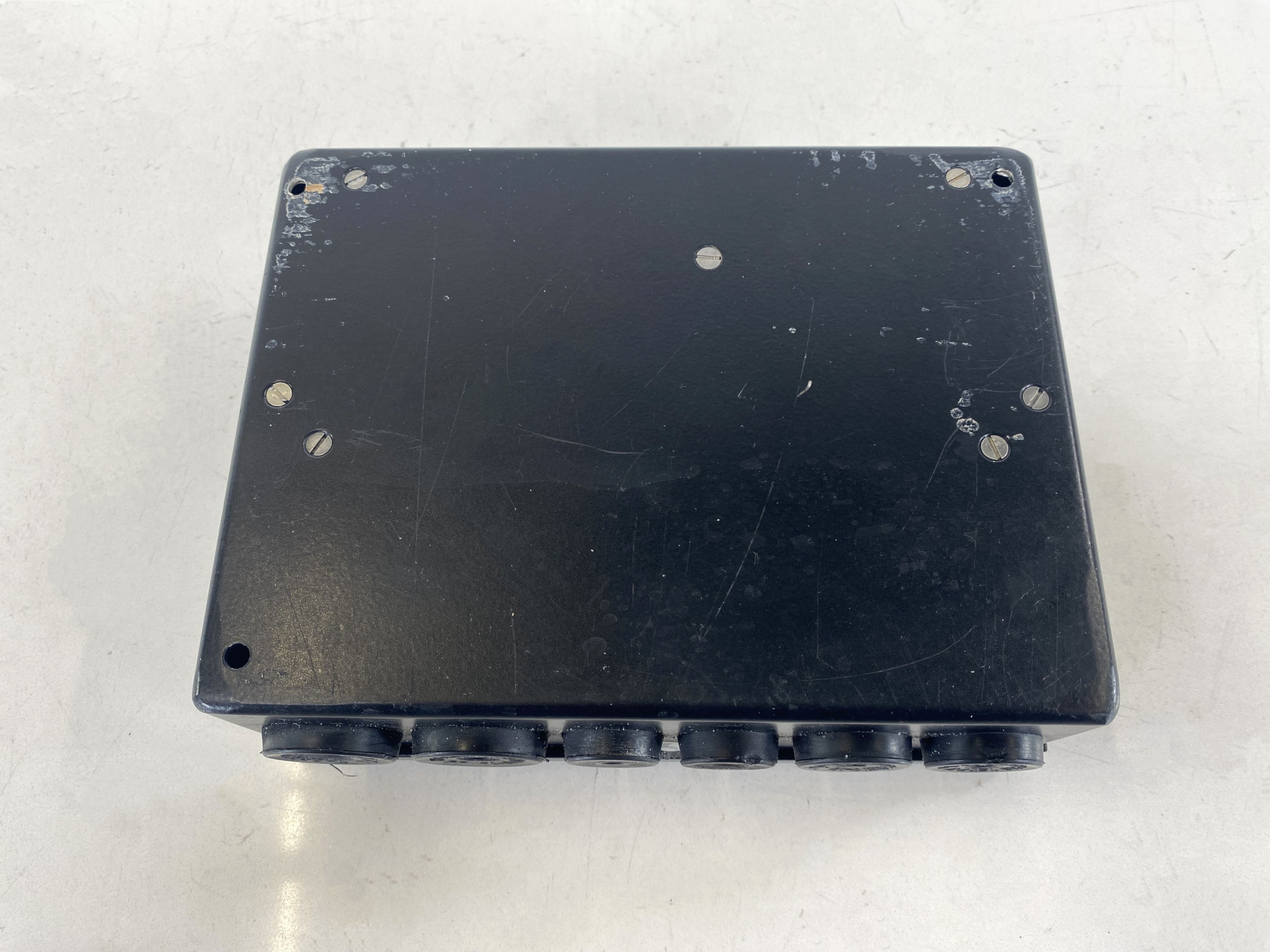 Simrad-Robetson J101A-Autopilot Junction Unit - Max Marine Electronics