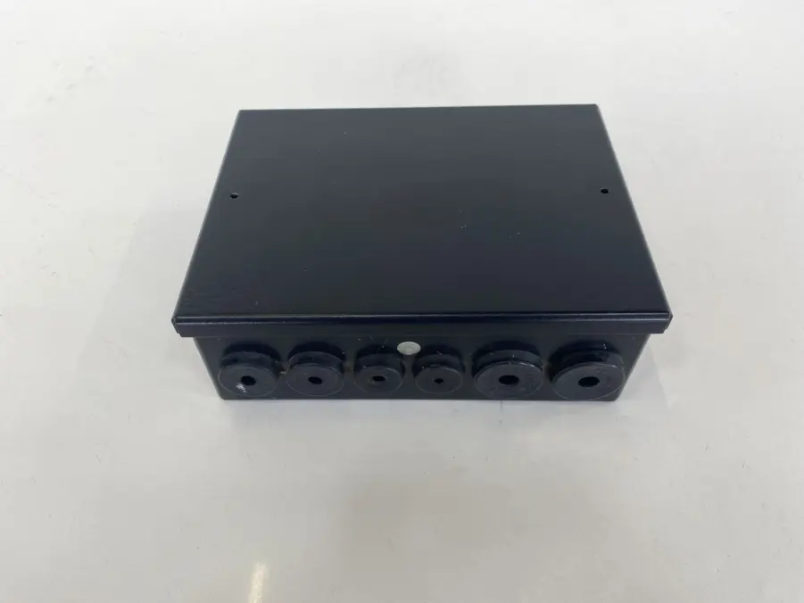 Simrad-Robetson J101A/Autopilot Junction Unit - Max Marine Electronics