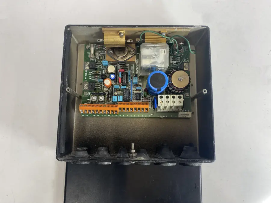 Simrad/Robertson J45A Autopilot Junction Unit - Max Marine Electronics