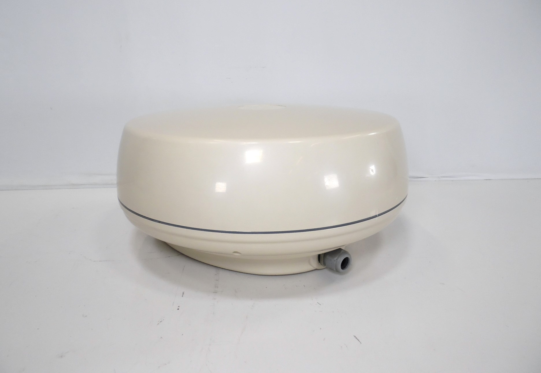 Raymarine - M92650-S - 2kW 18" Analog Radar *Radome ONLY* Tested / LOW ...