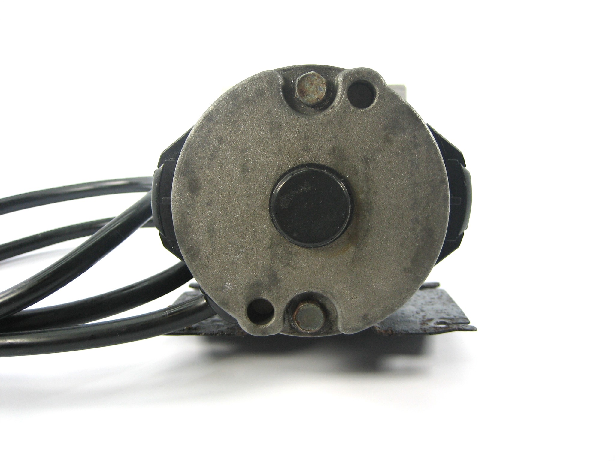 Simrad RPU80 21118377 Reversible Hydraulic Pump - Max Marine Electronics