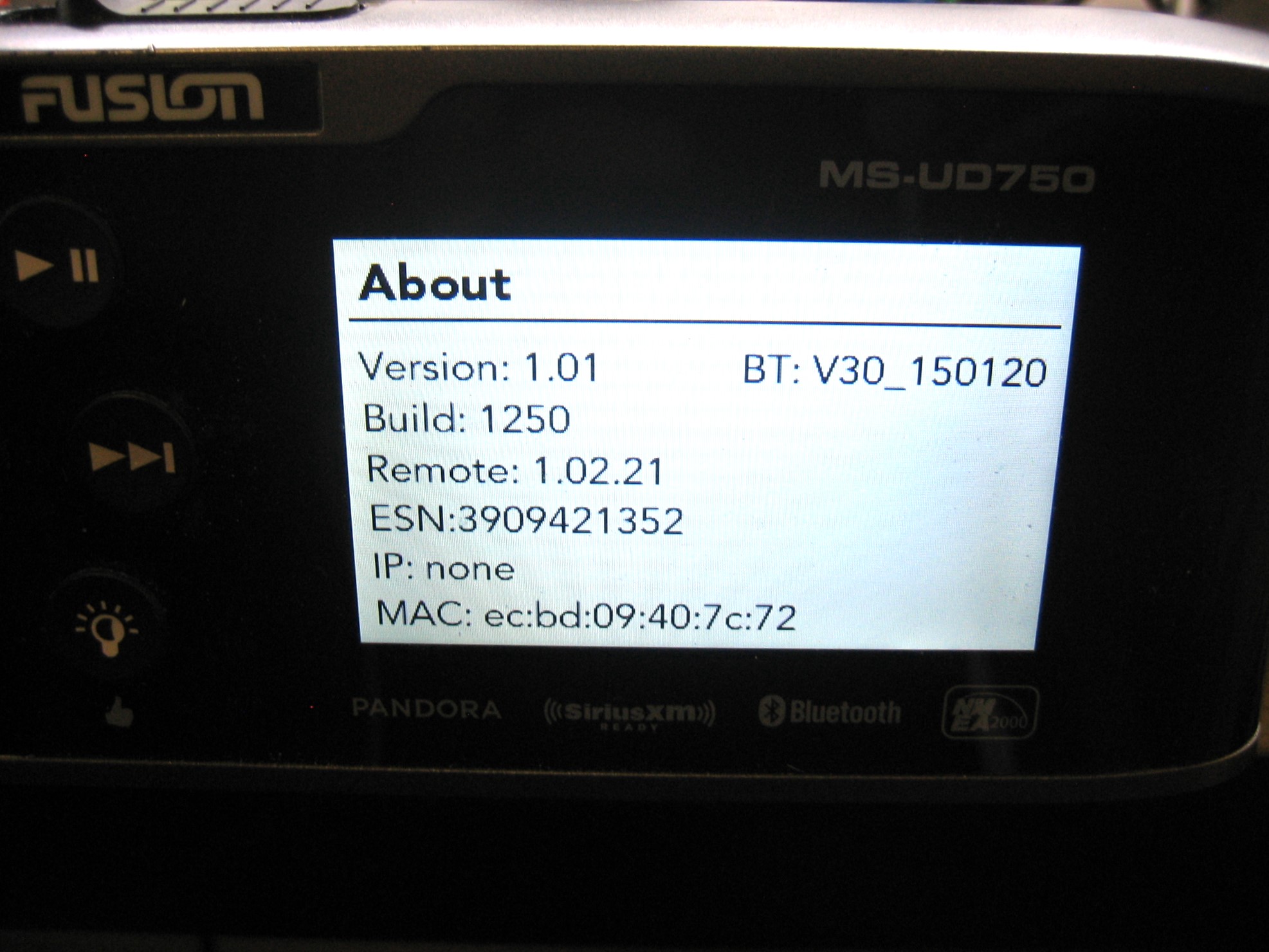 Fusion MS-UD750 Digital Media Receiver - Max Marine Electronics