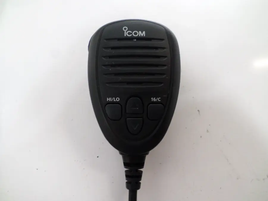Icom IC-M330 Compact Marine VHF DSC Radio - Tested - Max Marine Electronics