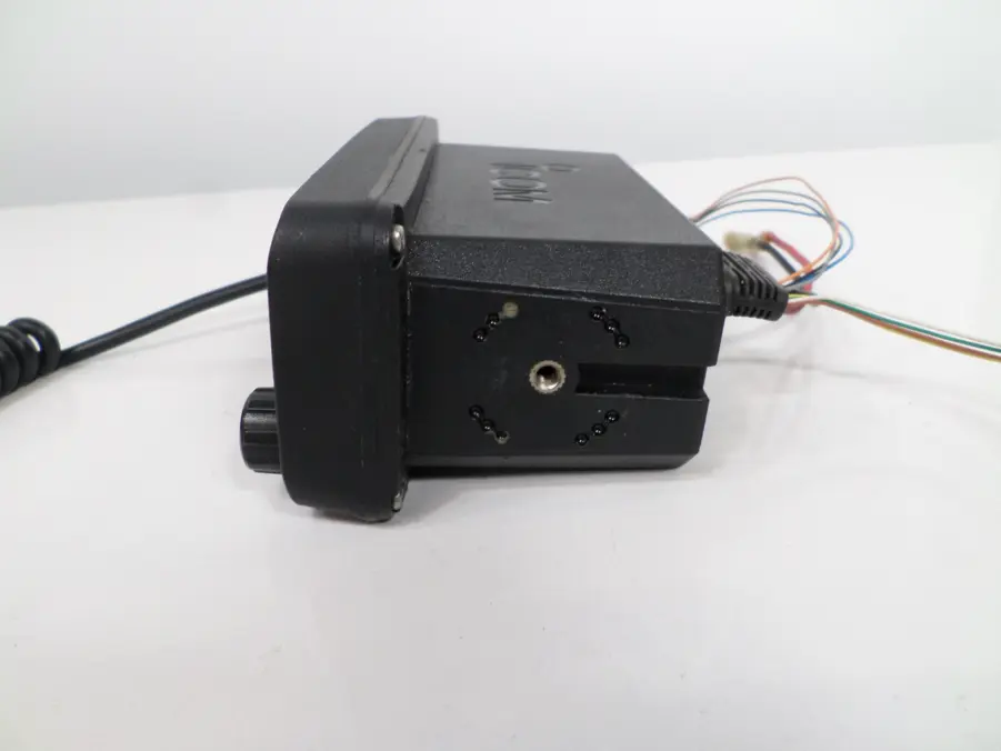 Icom IC-M330 Compact Marine VHF DSC Radio - Tested - Max Marine Electronics