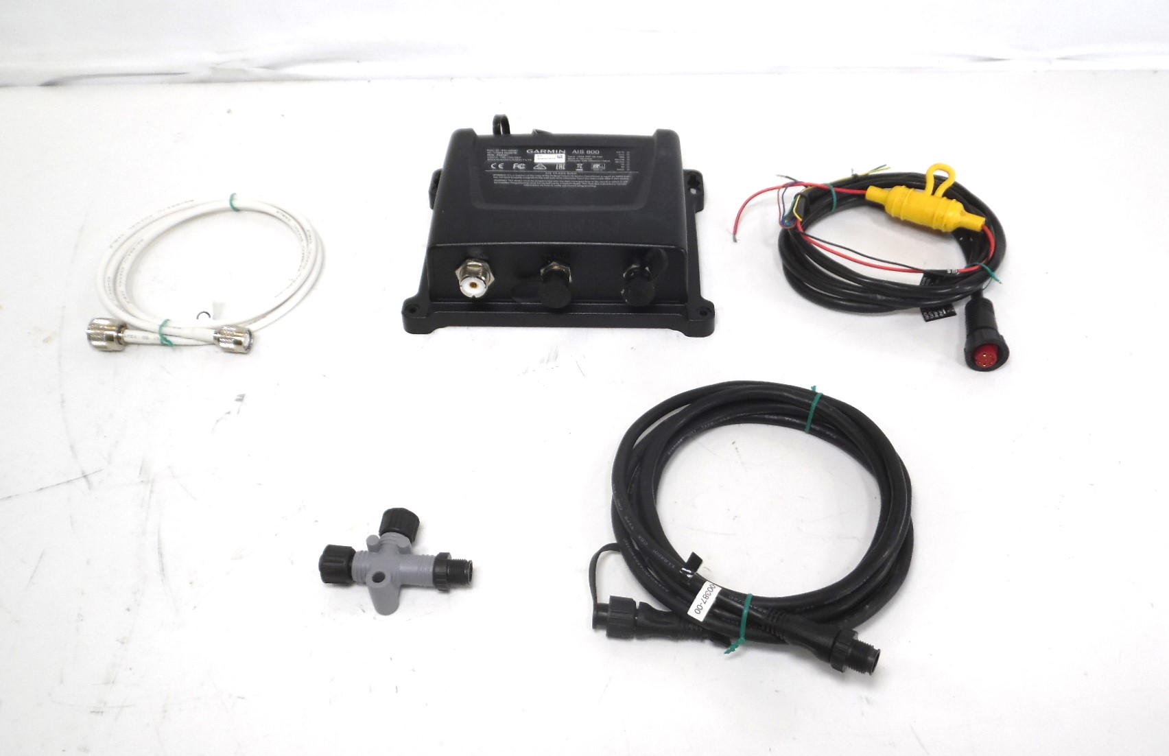 Garmin AIS 800 Blackbox Transceiver - TESTED GOOD - W/ Cables - 010 ...